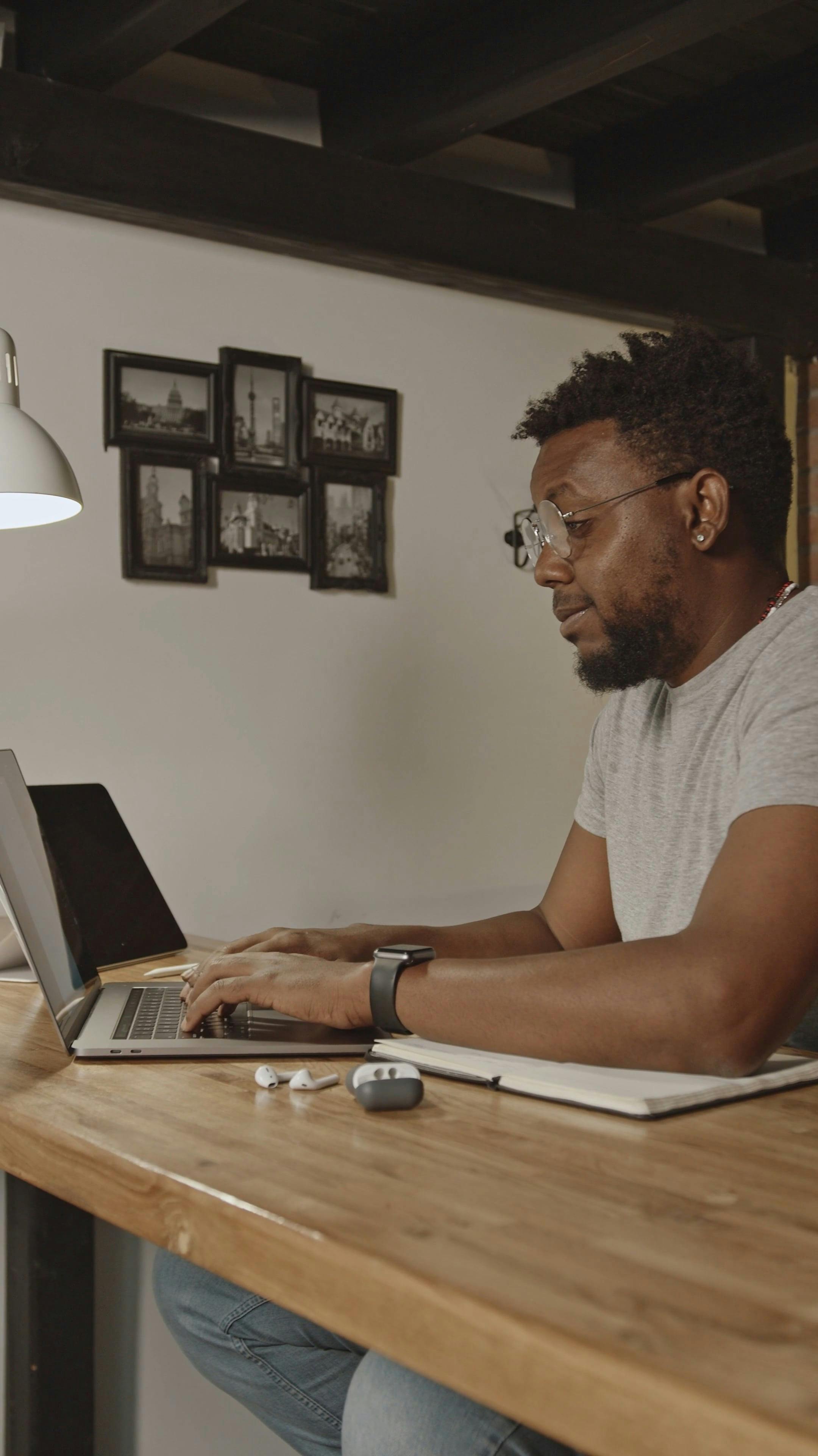 Work Load Videos, Download The BEST Free 4k Stock Video Footage & Work ...