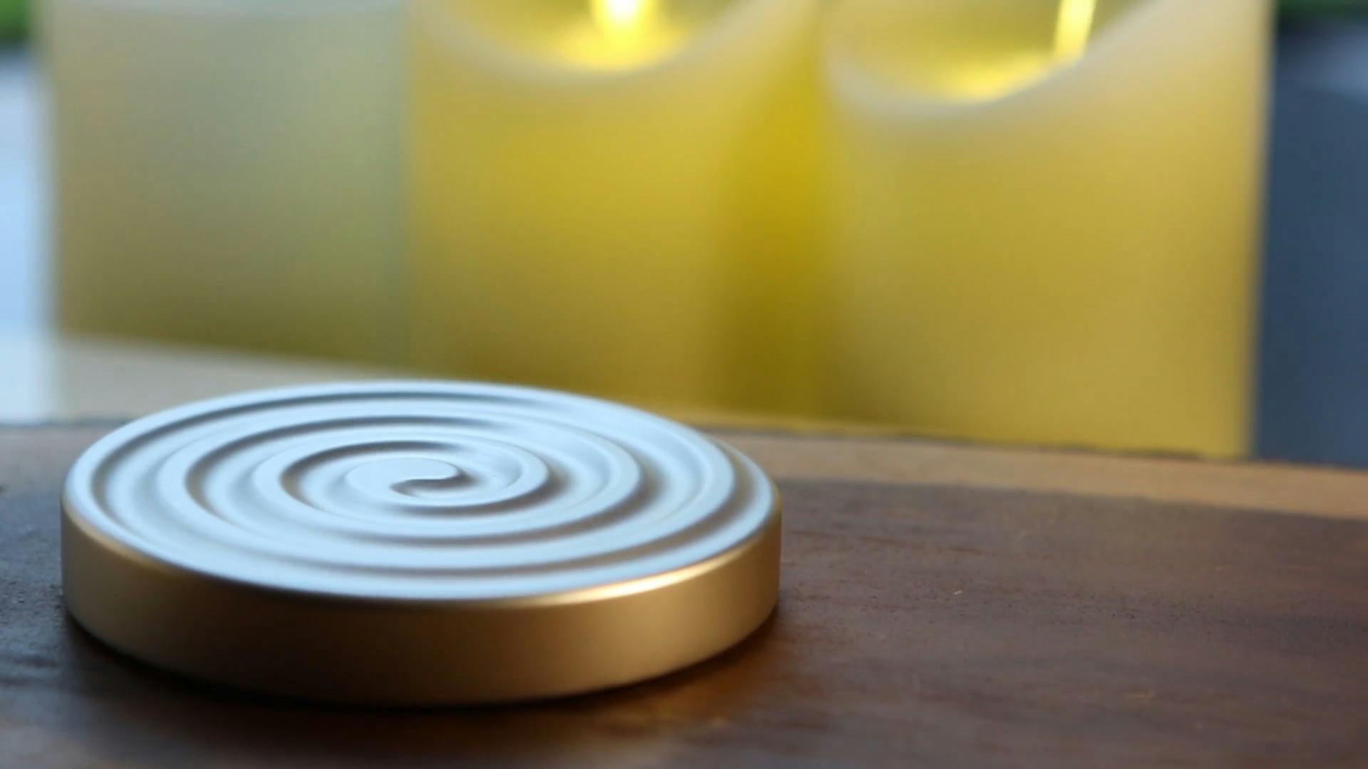 A Rotating Spinner Creating an Optical Illusion · Free Stock Video