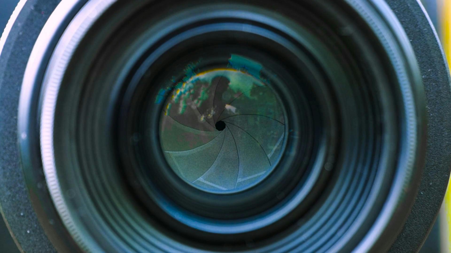 A Close-Up Shot of a Camera Iris · Free Stock Video