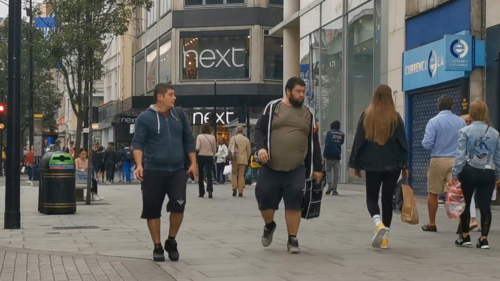 Couple Eating while Walking Around the City Free Stock Video Footage ...