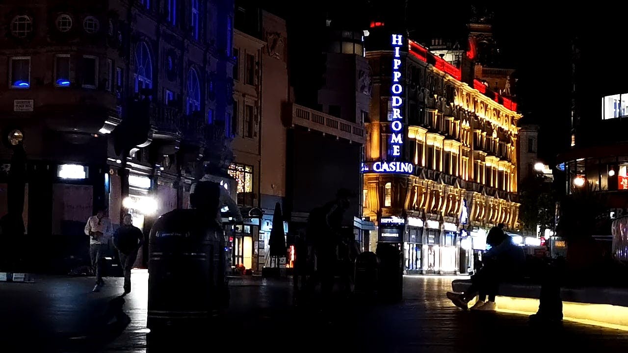 An Entertainment Complex Of Casino And Cinemas Across The Street Free ...