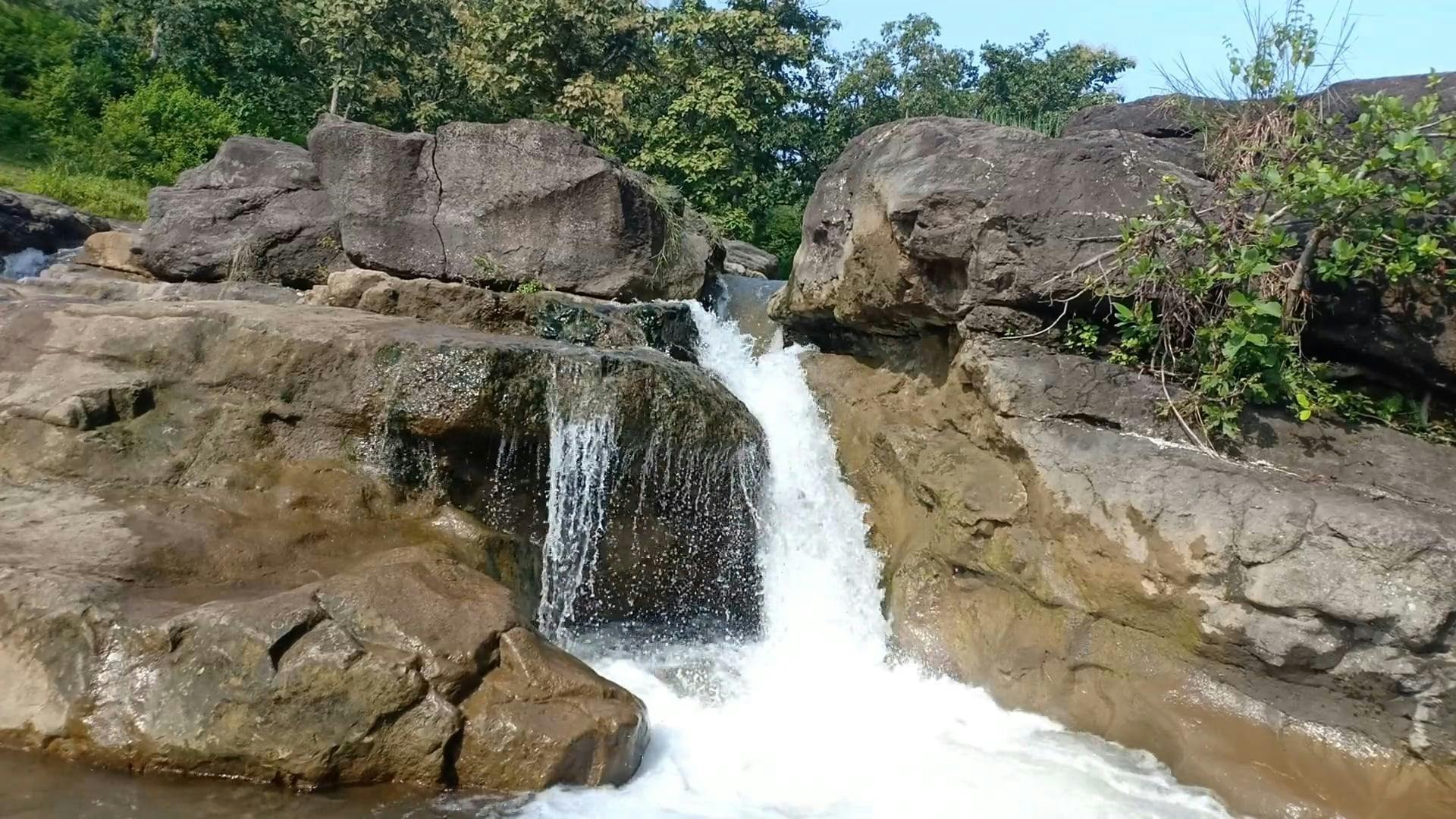 Close-up Footage Of A Waterfall Crest · Free Stock Video