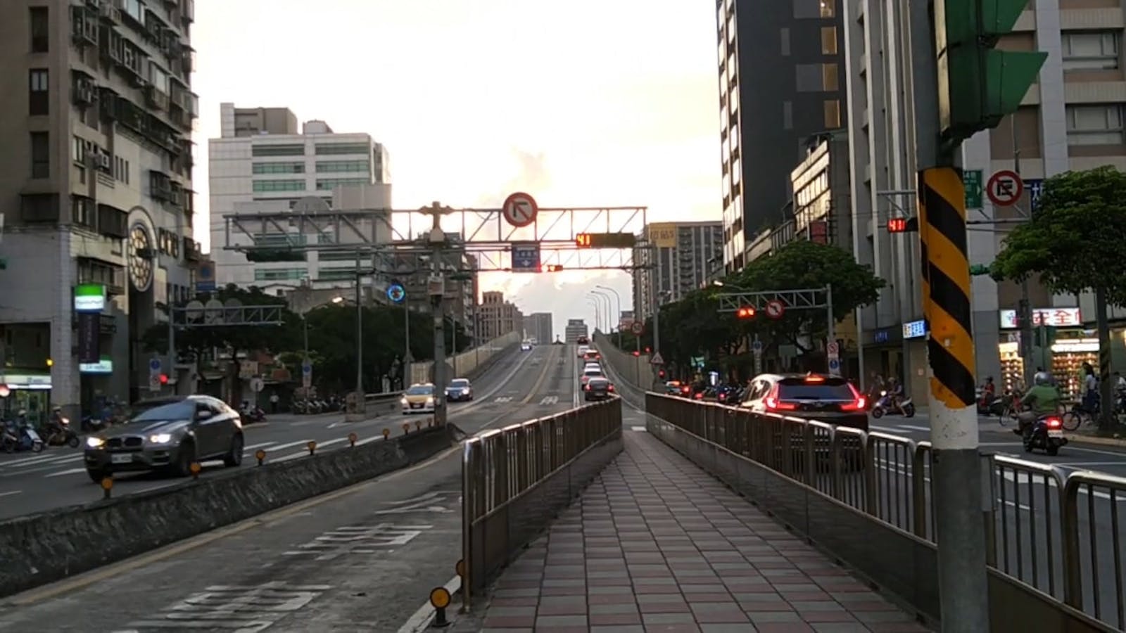 Bus Station Videos, Download The BEST Free 4k Stock Video Footage & Bus ...