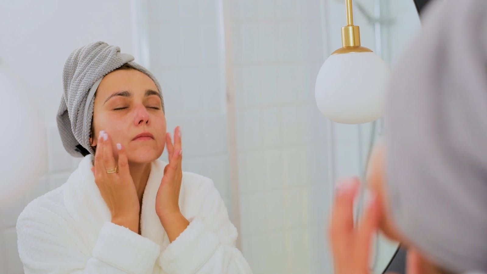 Skincare Routine Videos, Download The BEST Free 4k Stock Video Footage ...