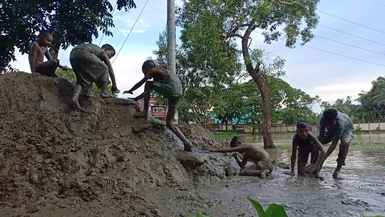 Kids Playing on the Mud · Free Stock Video