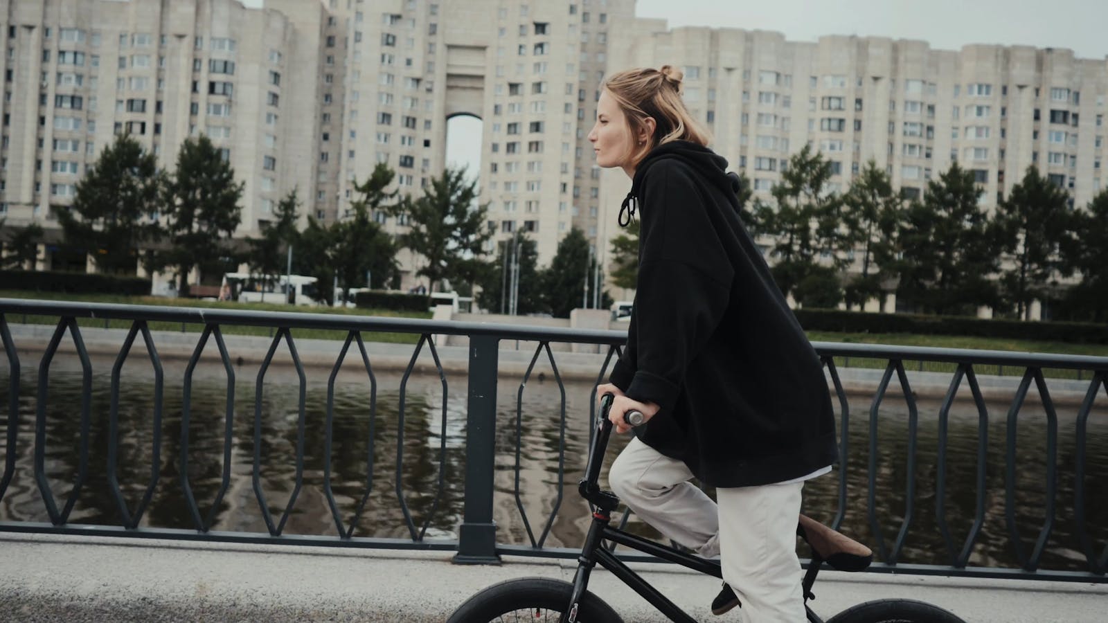 Black Women Riding Videos, Download The BEST Free 4k Stock Video ...