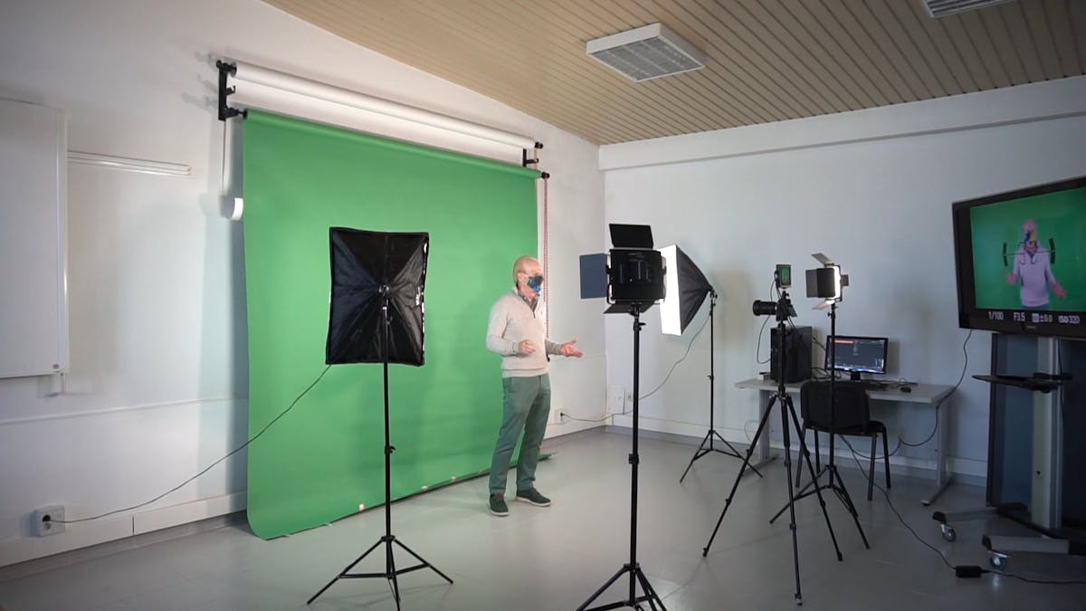 Video Set Videos, Download The BEST Free 4k Stock Video Footage & Video ...