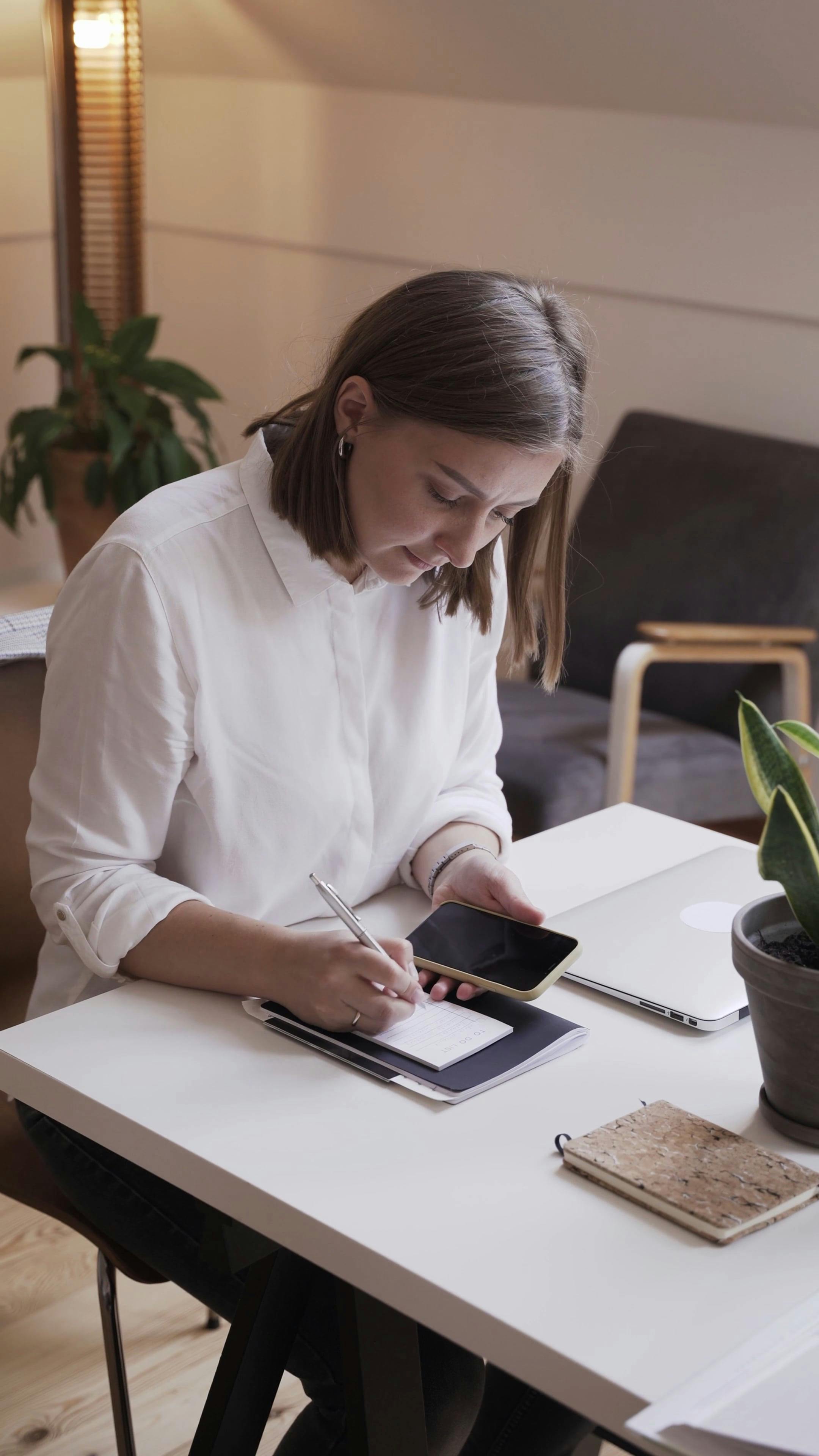 Mobile Development Technology Videos, Download The BEST Free 4k Stock ...