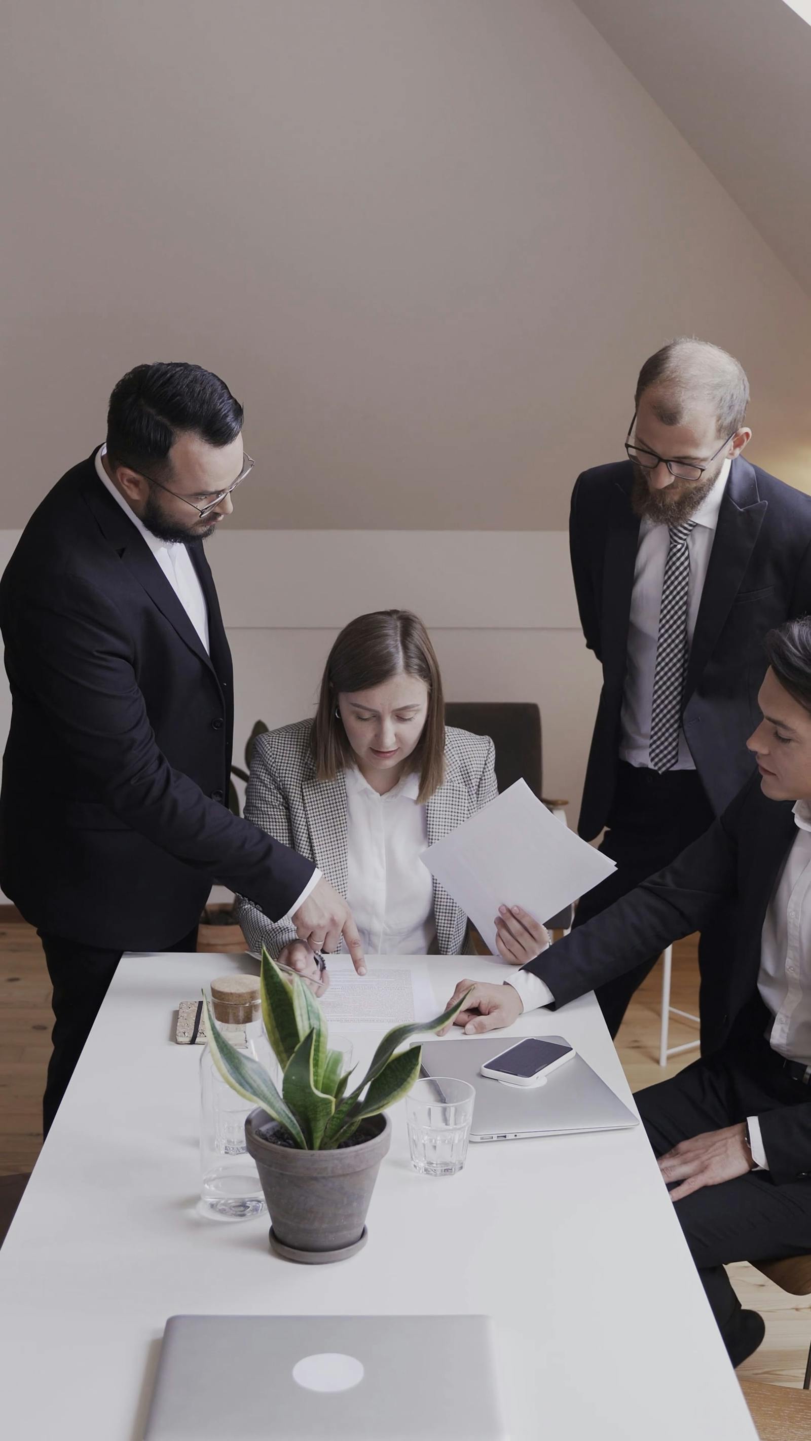 Business Partner Videos, Download The BEST Free 4k Stock Video Footage ...