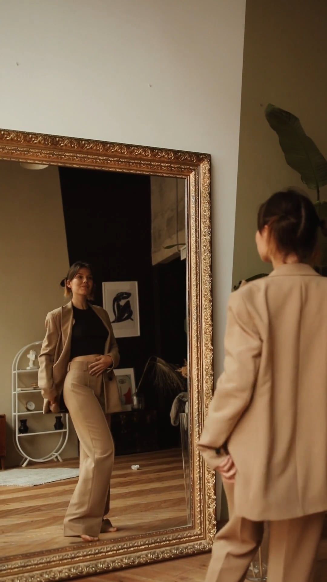 Wow Girls Videos Download The Best Free 4k Stock Video Footage And Wow