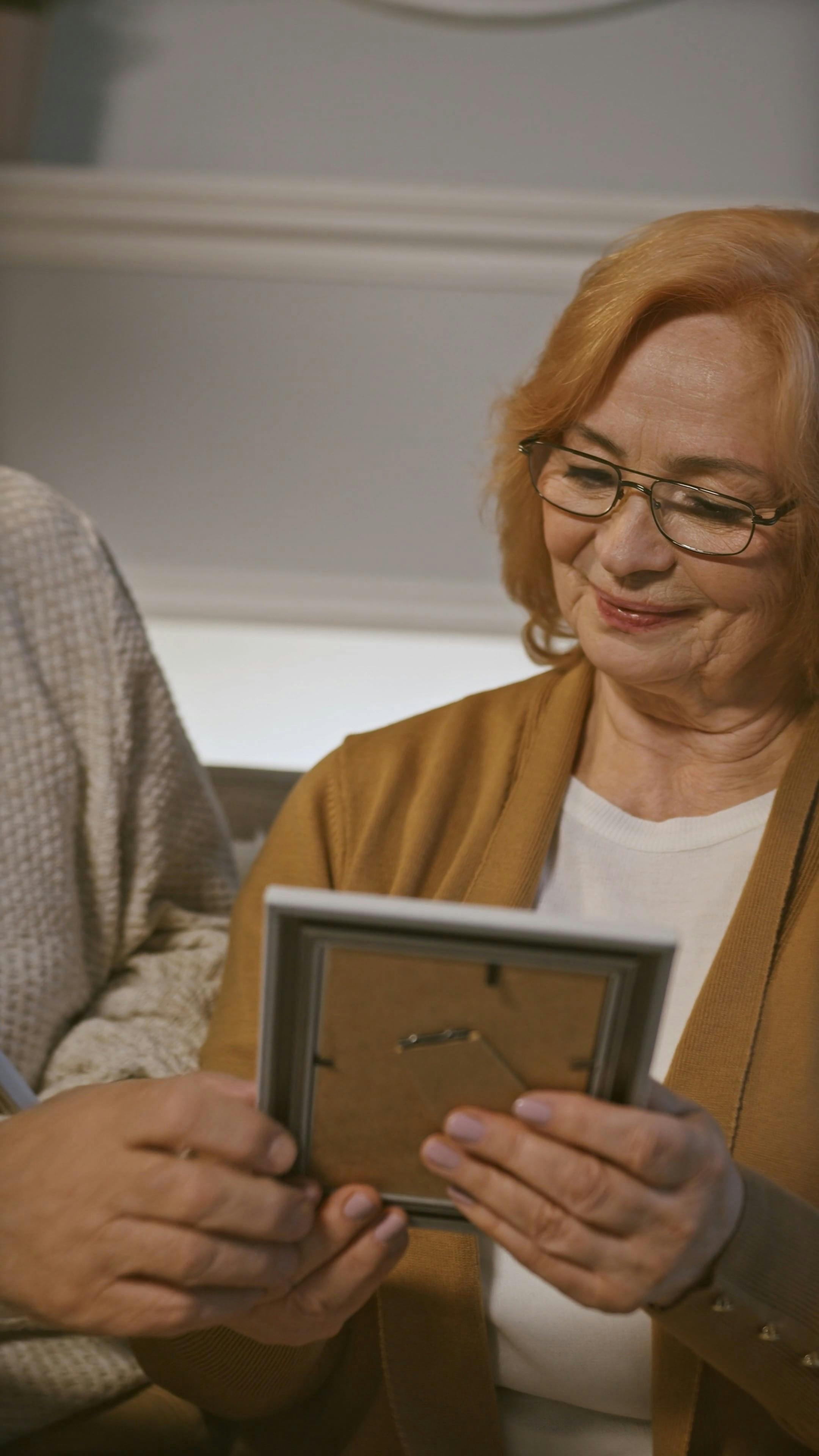 Home Photo Frames Videos, Download The BEST Free 4k Stock Video Footage ...