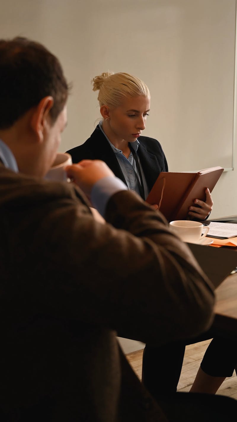 Case Study Videos, Download The BEST Free 4k Stock Video Footage & Case ...