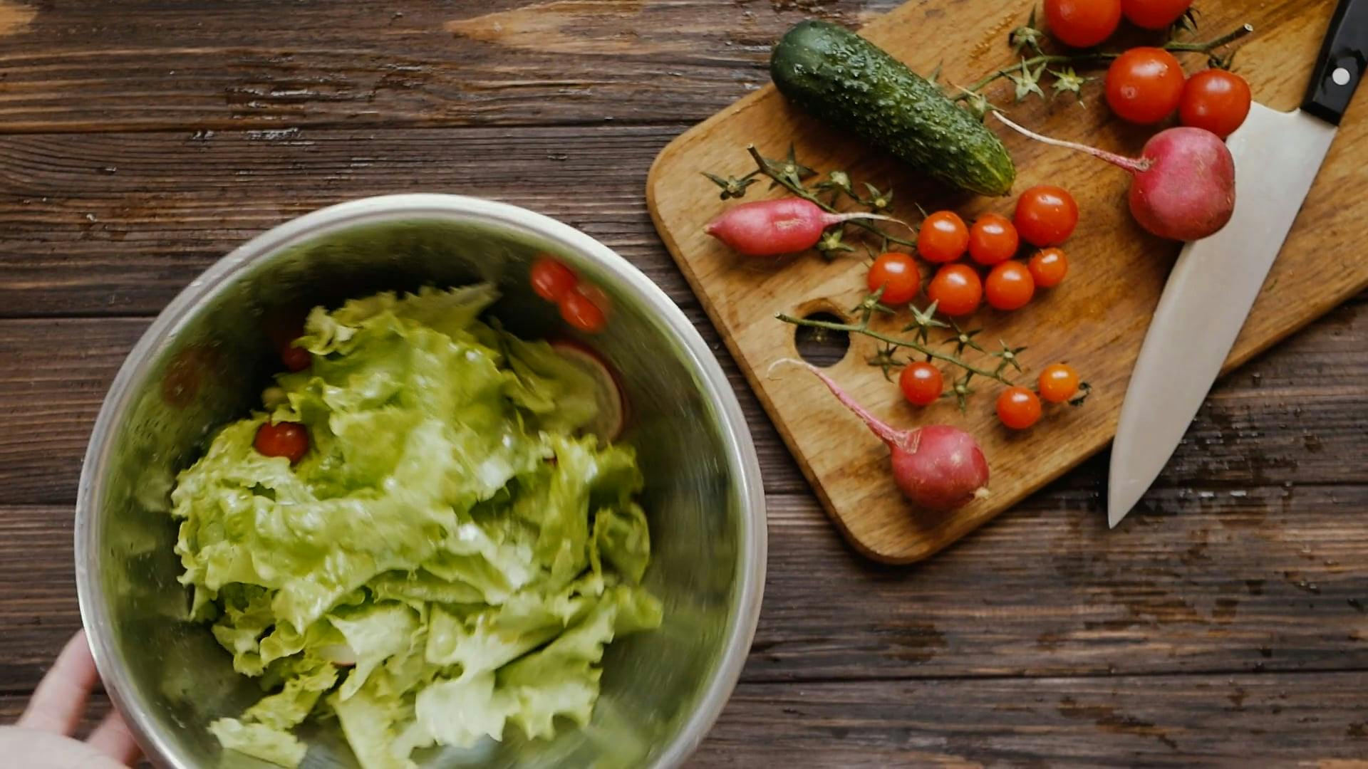Person Mixing the Salad on the Bowl Free Stock Video Footage, Royalty ...