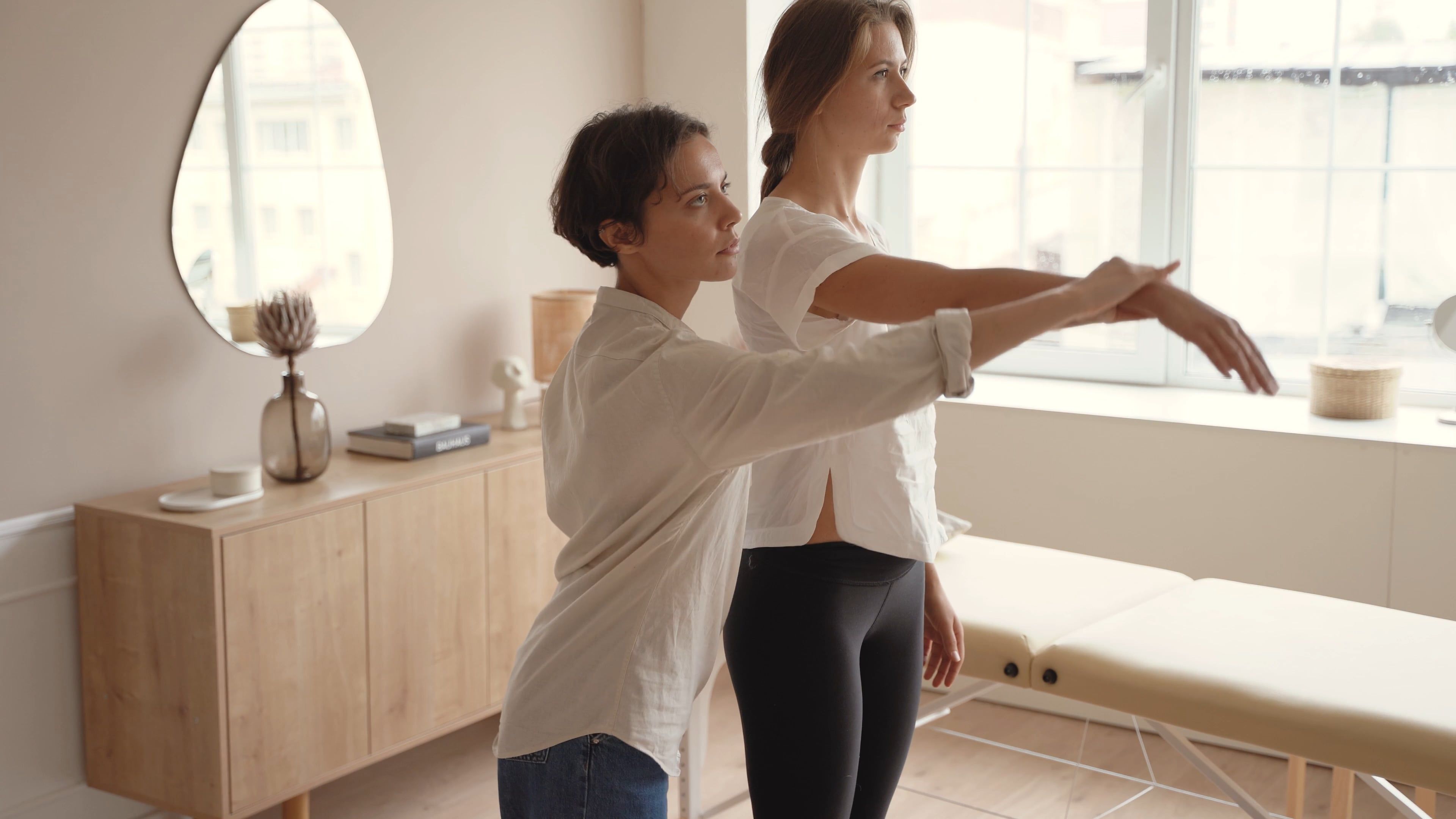 Chiropractic Videos, Download The BEST Free 4k Stock Video Footage & Chiropractic HD Video Clips