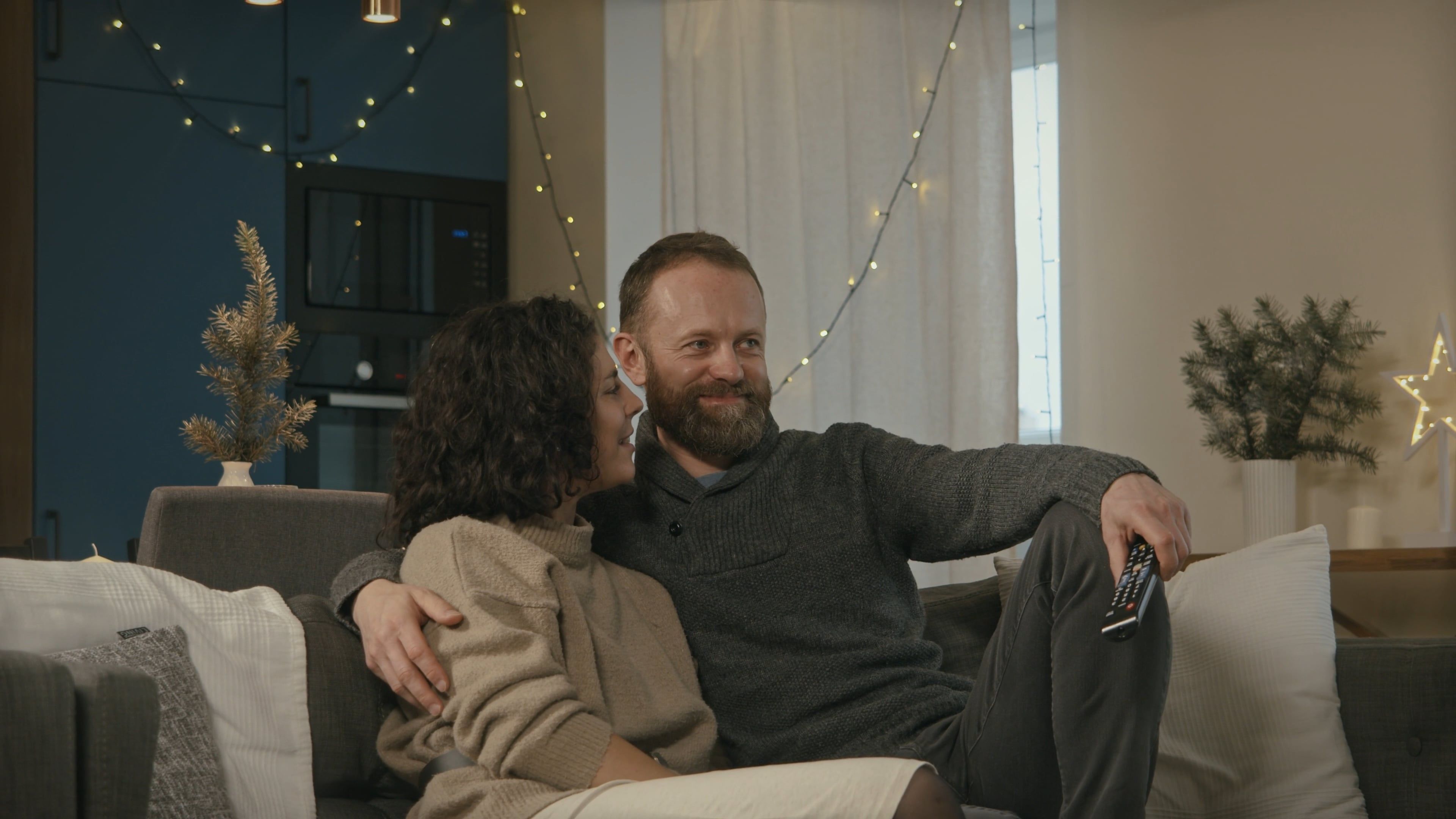 People Having Conversation While Sitting on a Sofa · Free Stock Video
