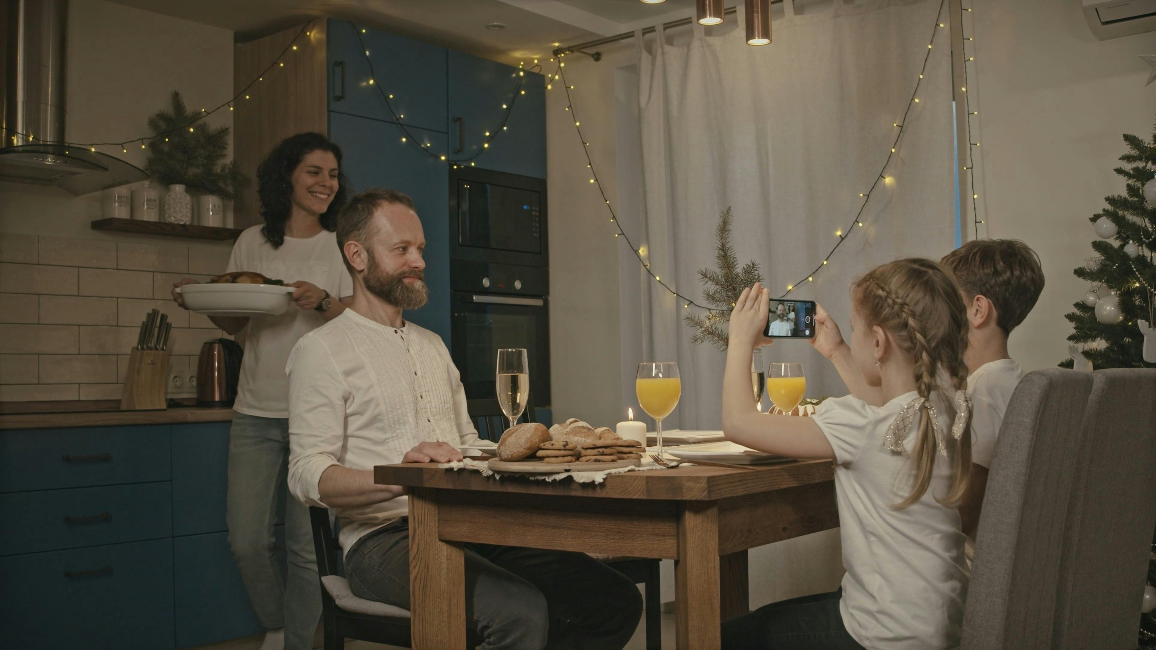 Sister Roasting Videos, Download The BEST Free 4k Stock Video Footage ...