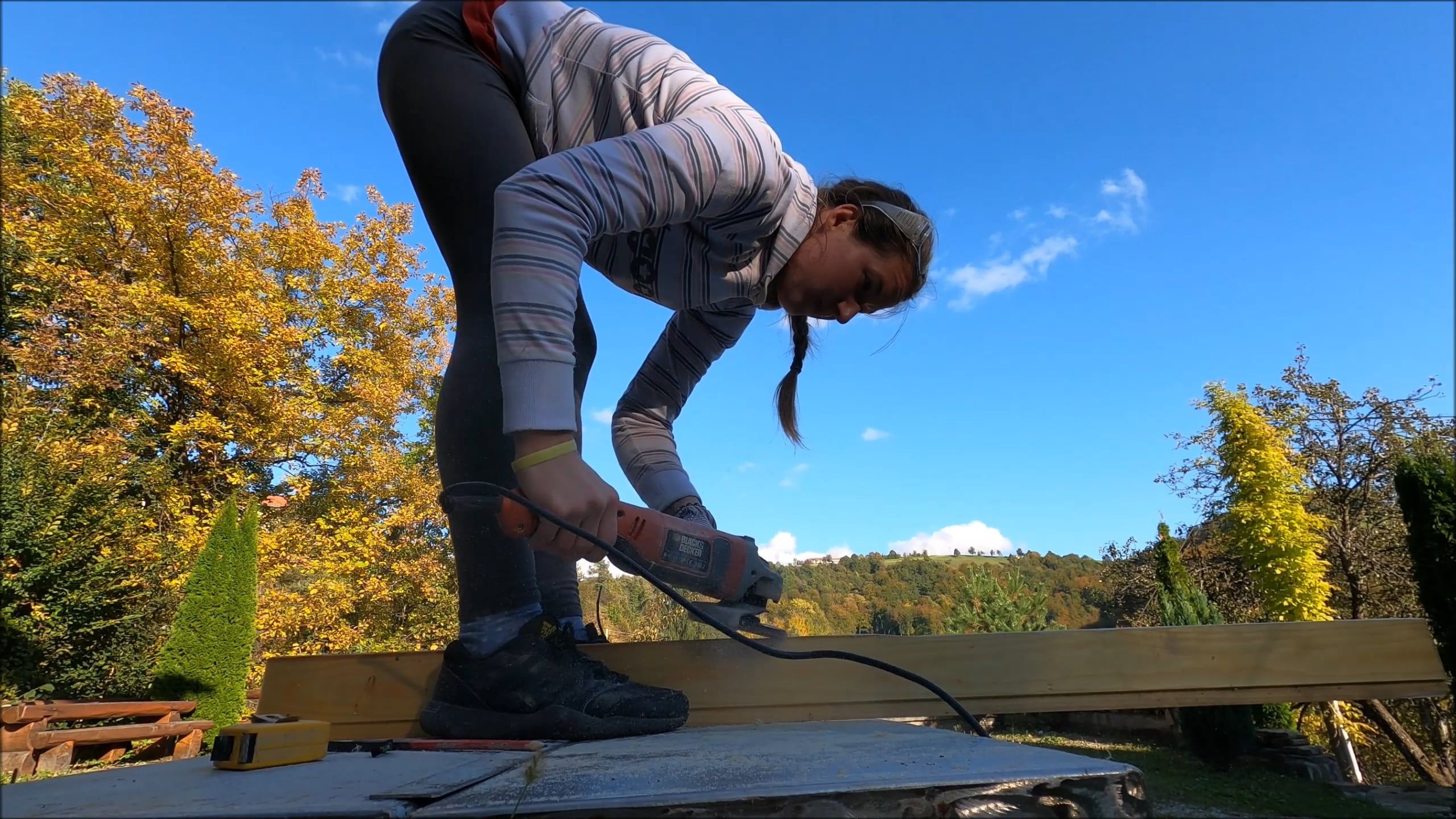 Women Using Power Tools Videos, Download The BEST Free 4k Stock Video ...