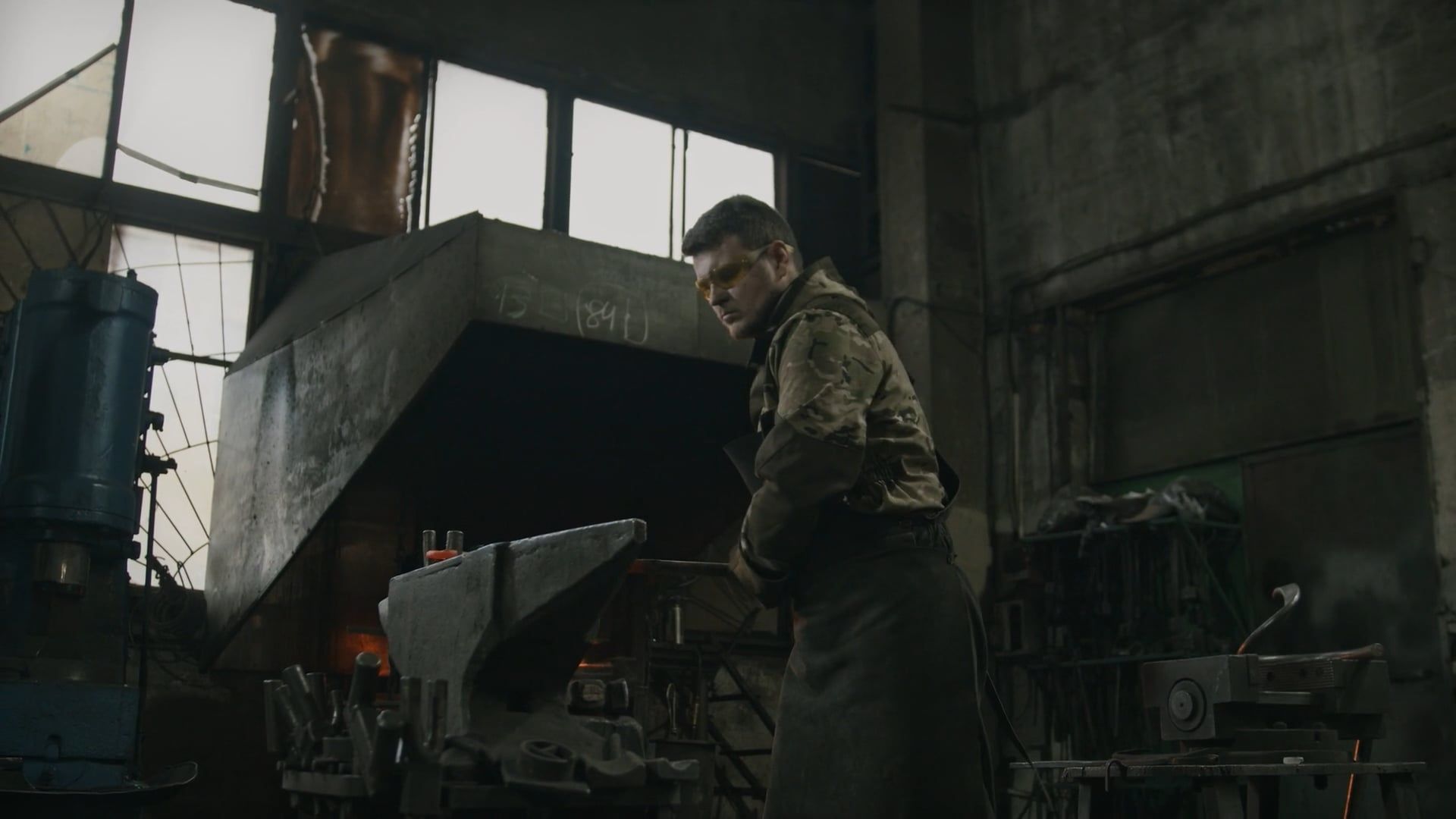Hot Iron Rod on Anvil · Free Stock Video