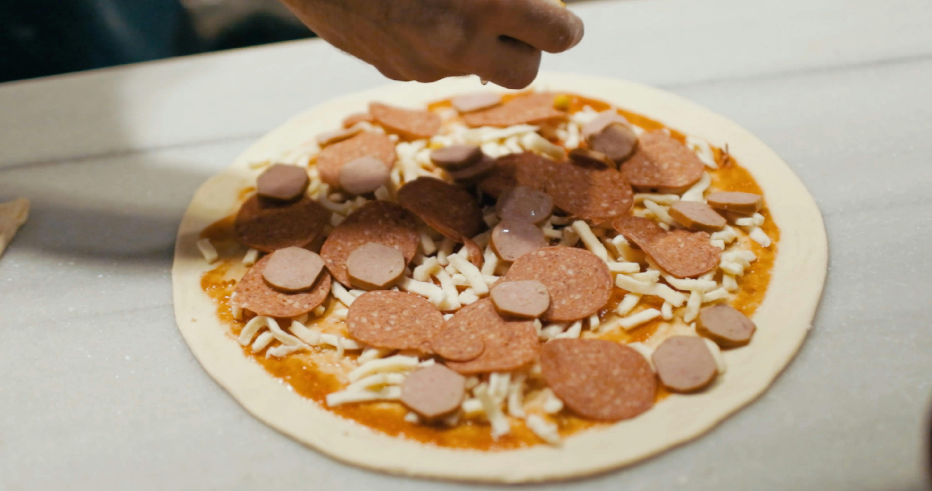 Preparing Pizza · Free Stock Video