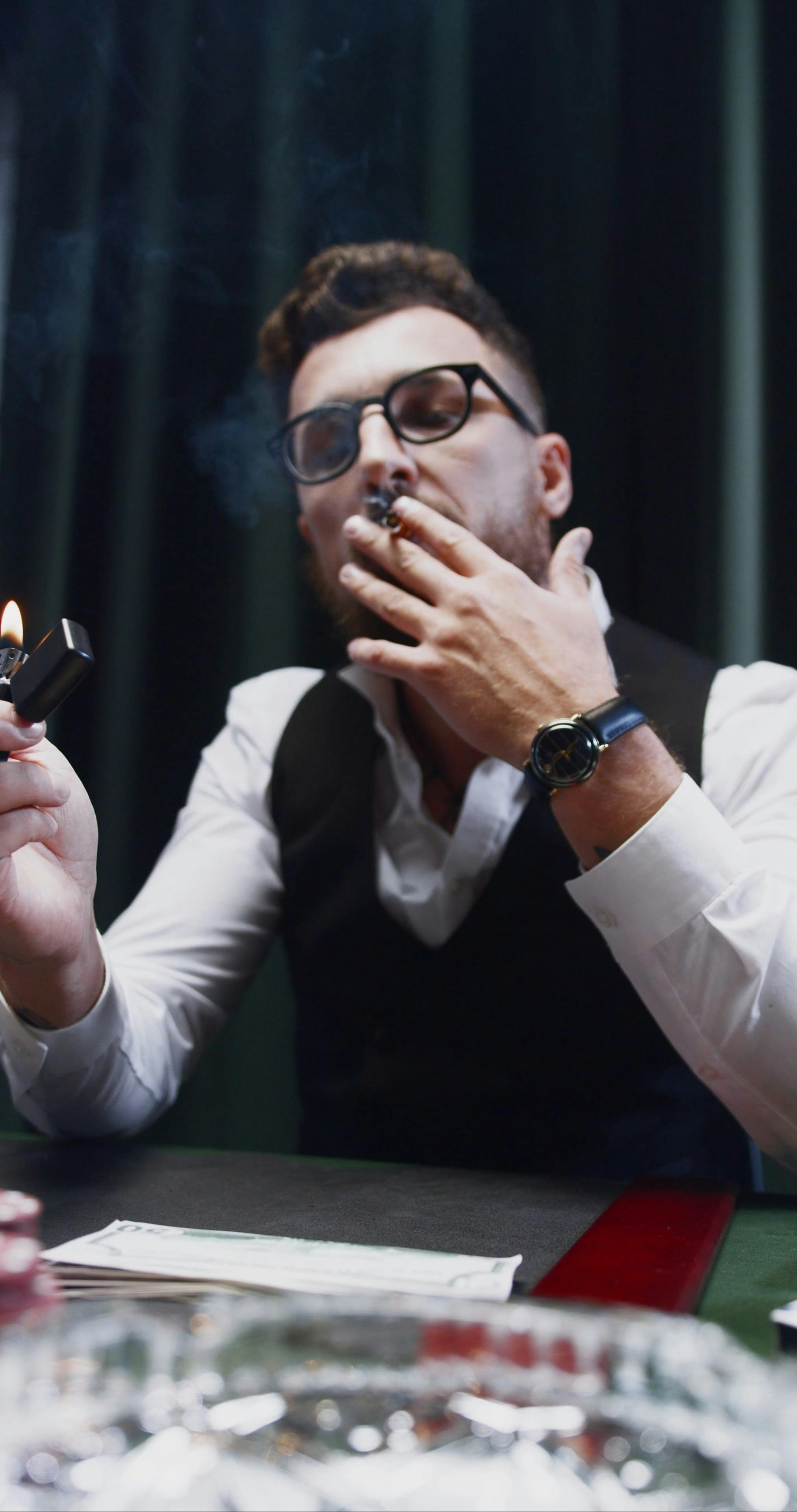 Gambling Cash Videos, Download The BEST Free 4k Stock Video Footage ...