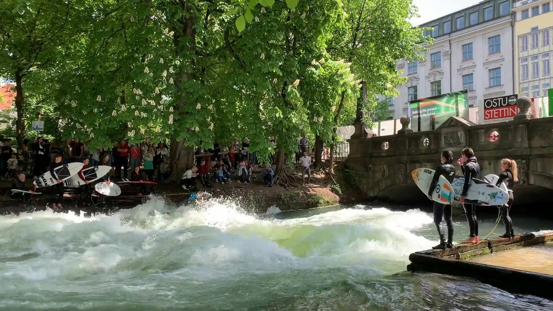 Surf English Park in Munich Free Stock Video Footage, Royalty-Free 4K ...