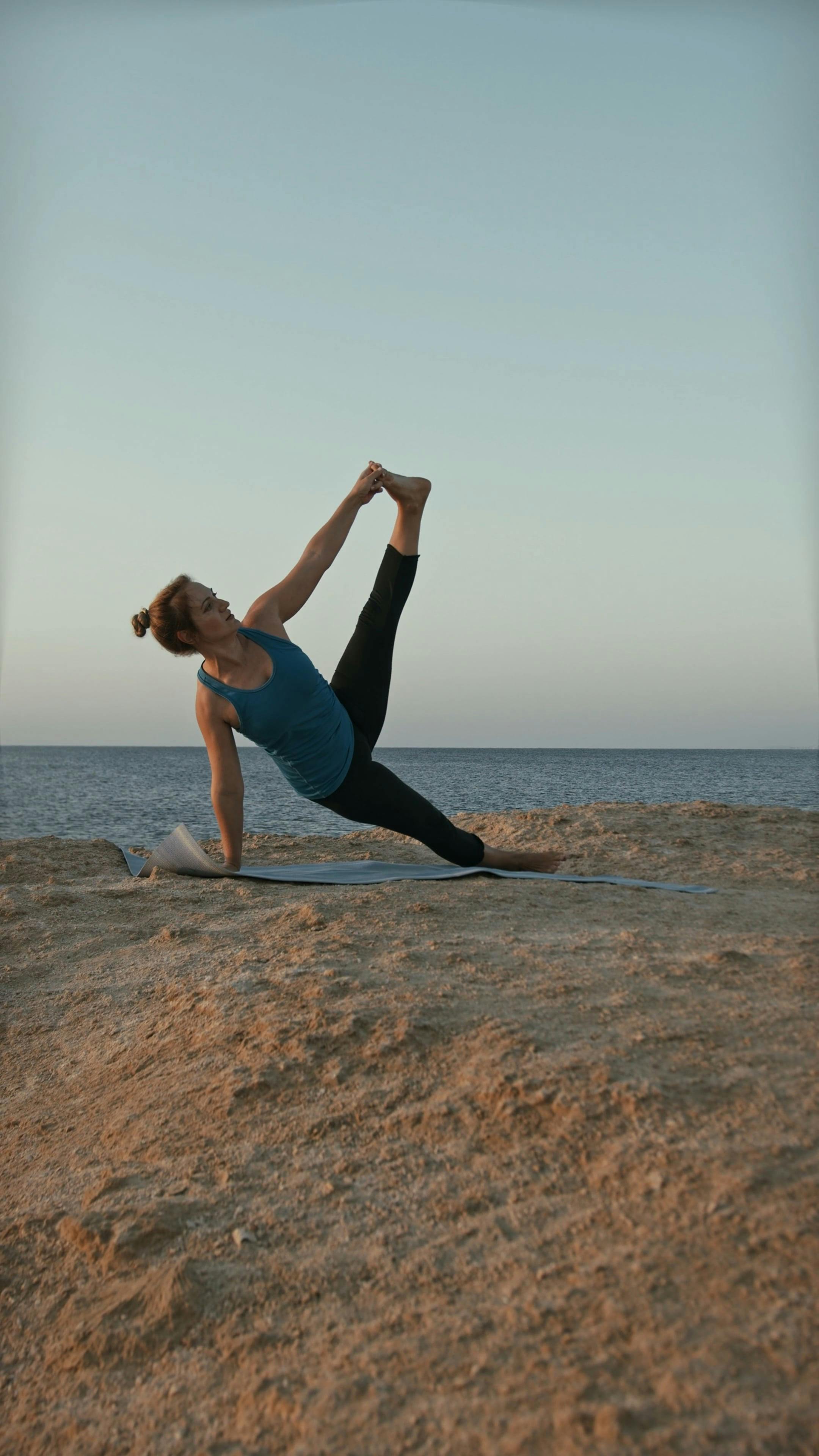 Stretching at the Beach Free Stock Video Footage, Royalty-Free 4K & HD ...