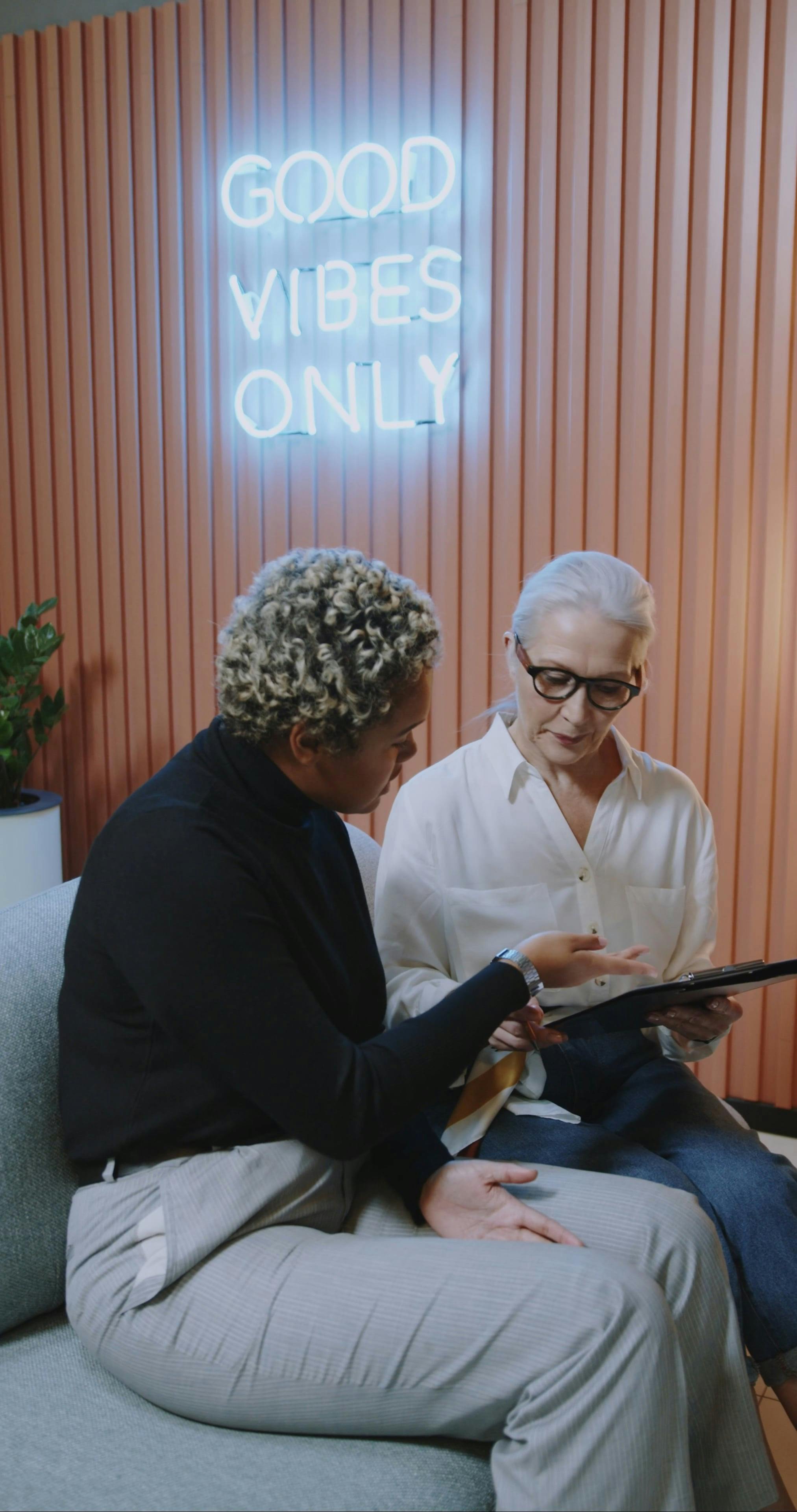 Tips Folder Videos, Download The BEST Free 4k Stock Video Footage ...