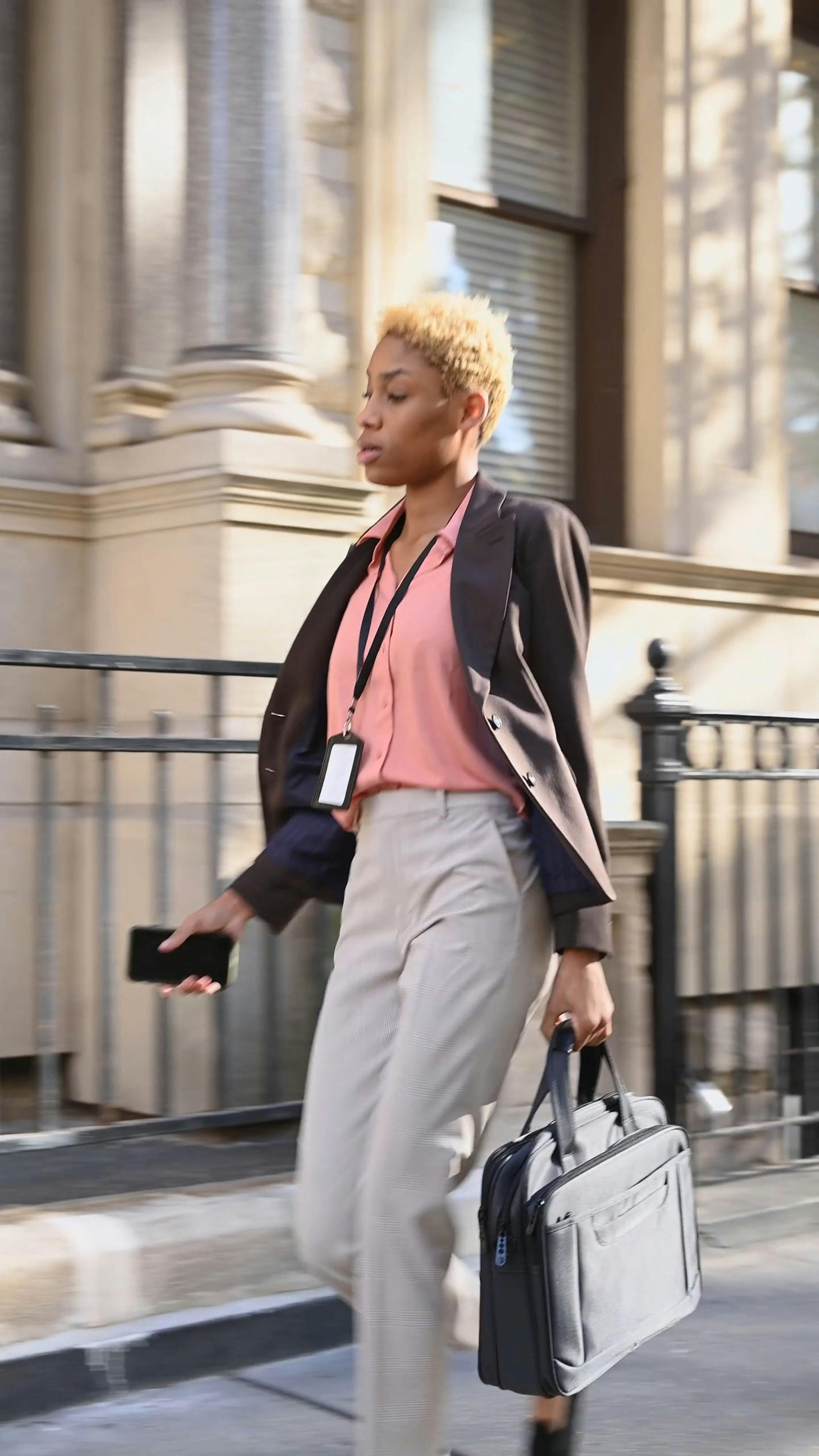 Rushing To A Meeting Videos, Download The BEST Free 4k Stock Video ...