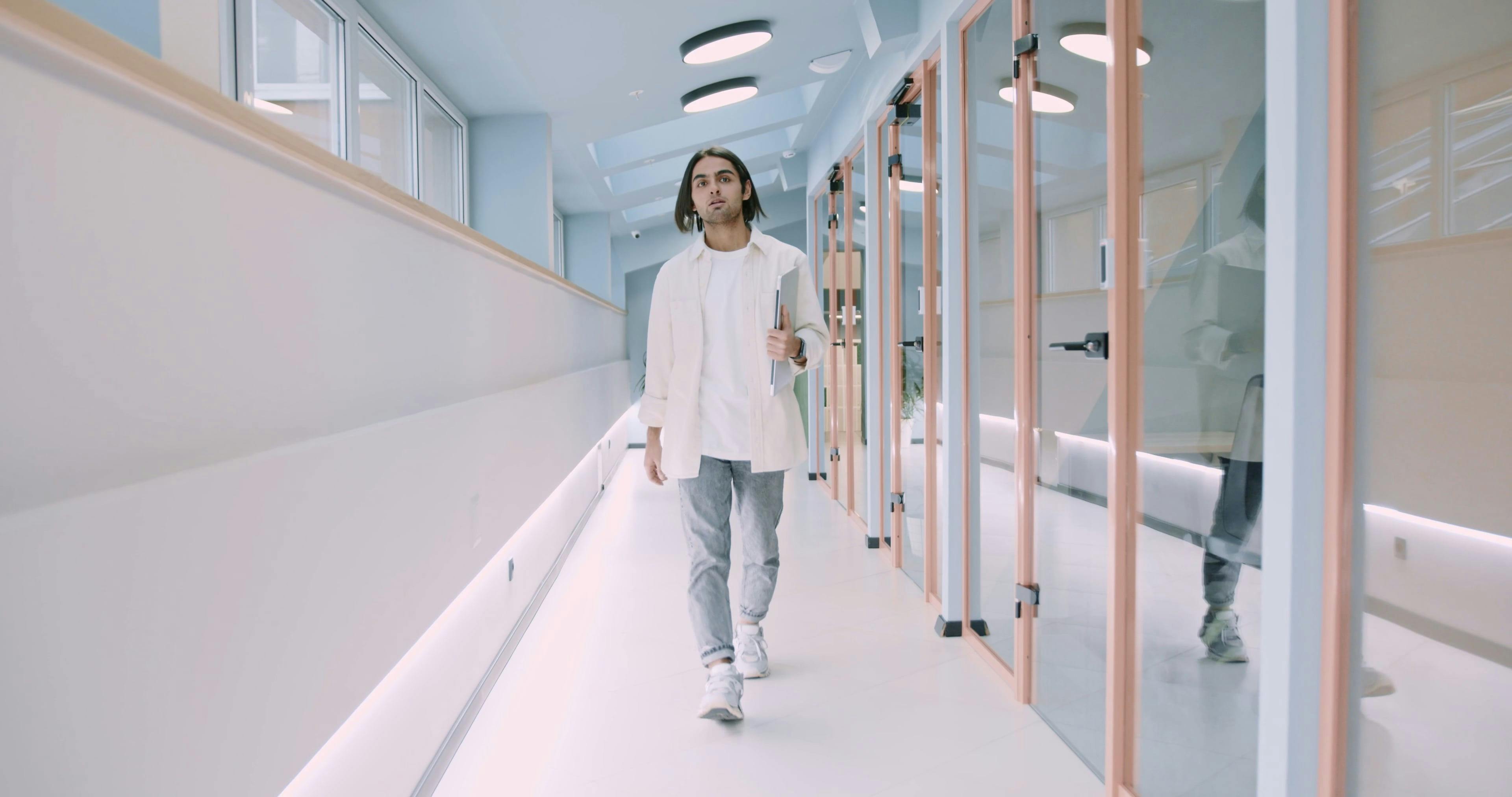 Going To Office Videos, Download The BEST Free 4k Stock Video Footage ...