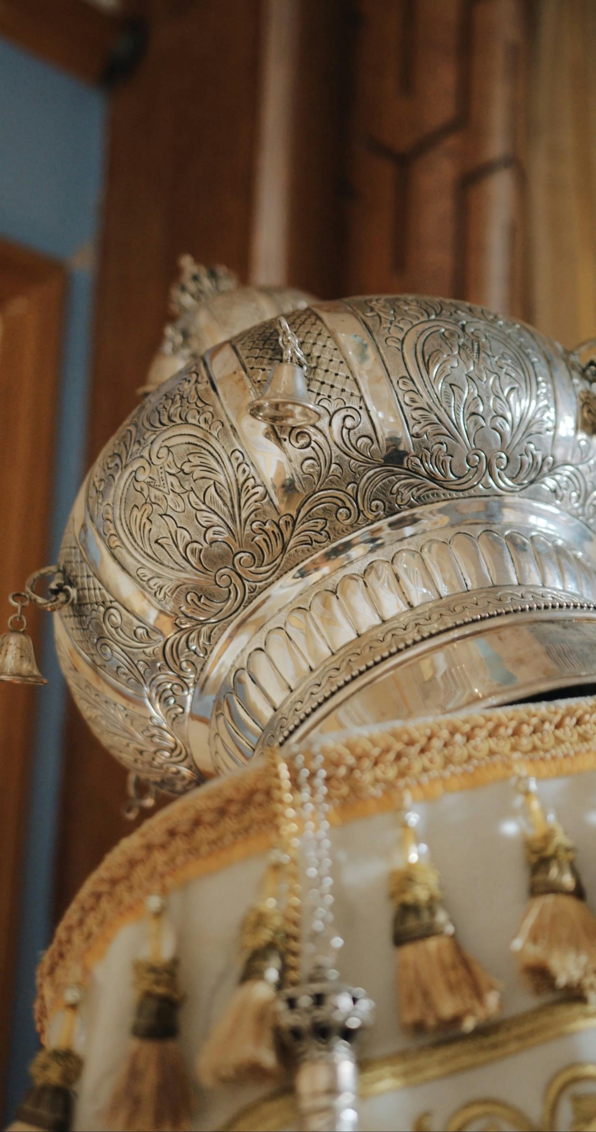 Religious Artifacts Inside The Synagogue · Free Stock Video