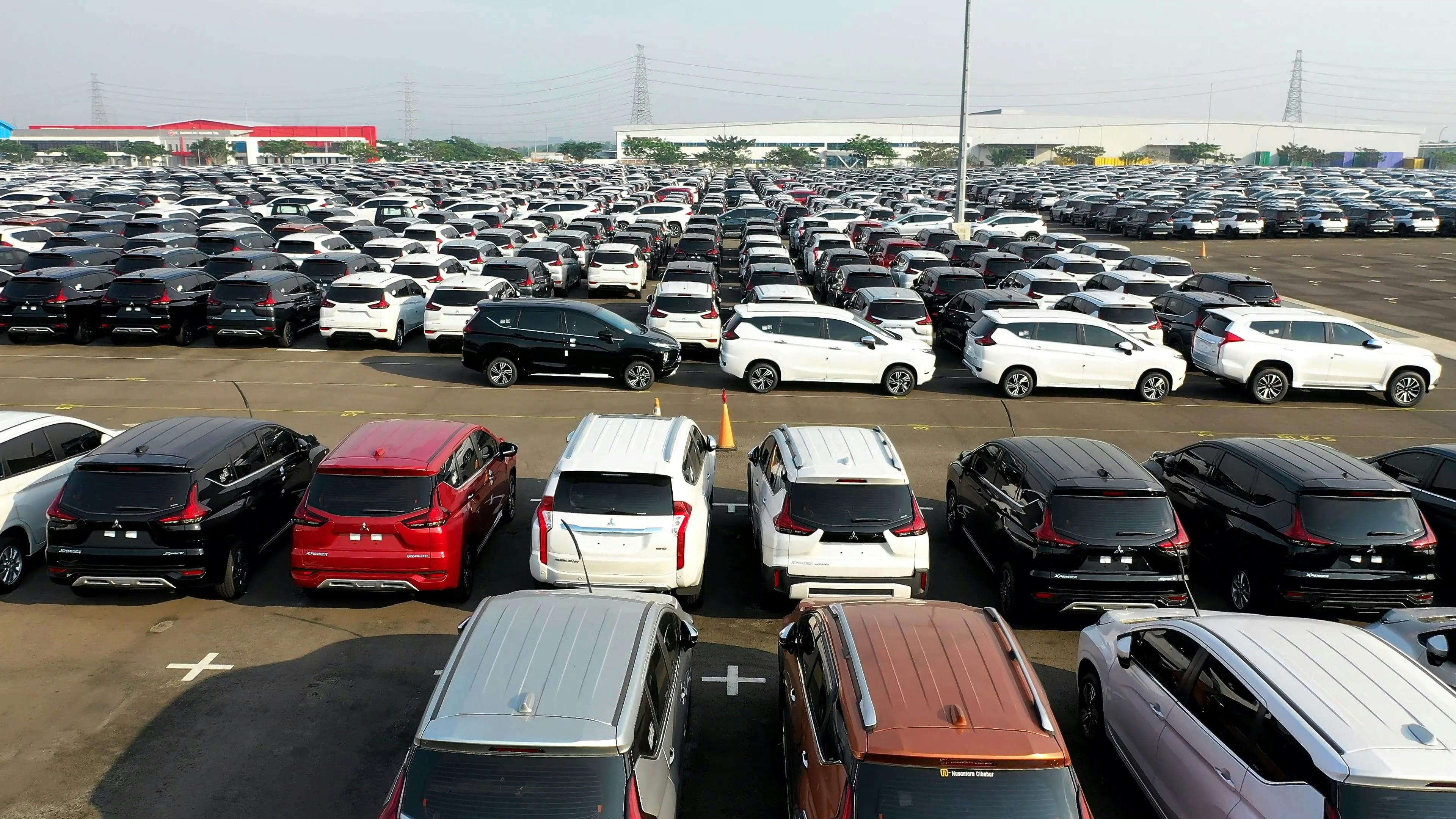 Full Size Cars Wallpaper Videos, Download The BEST Free 4k Stock Video ...