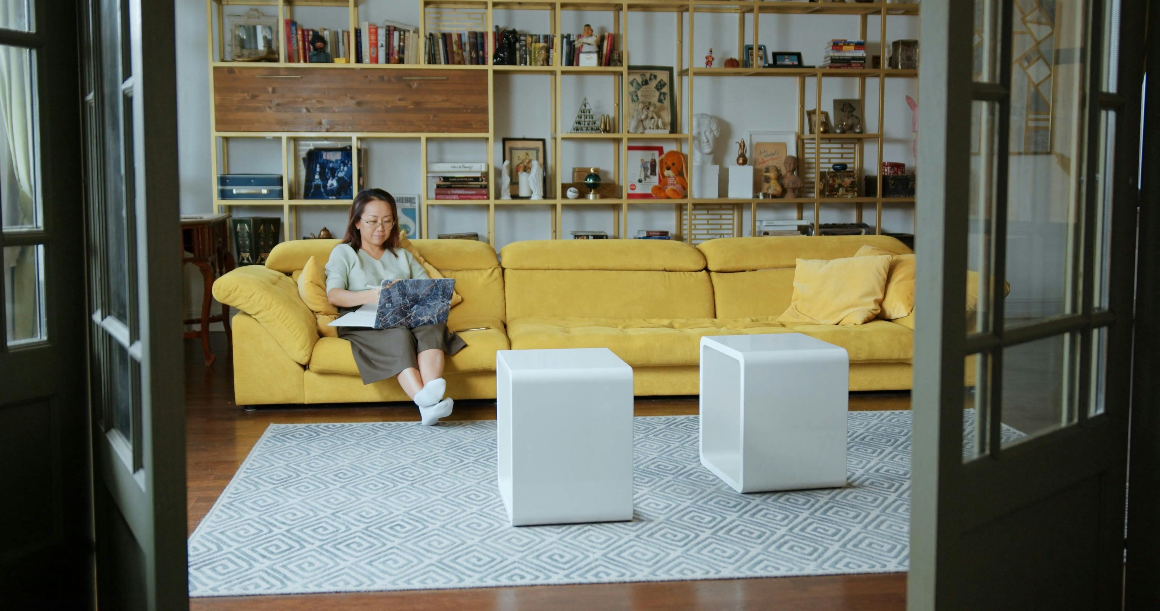 Mom Solo Videos, Download The BEST Free 4k Stock Video Footage & Mom ...