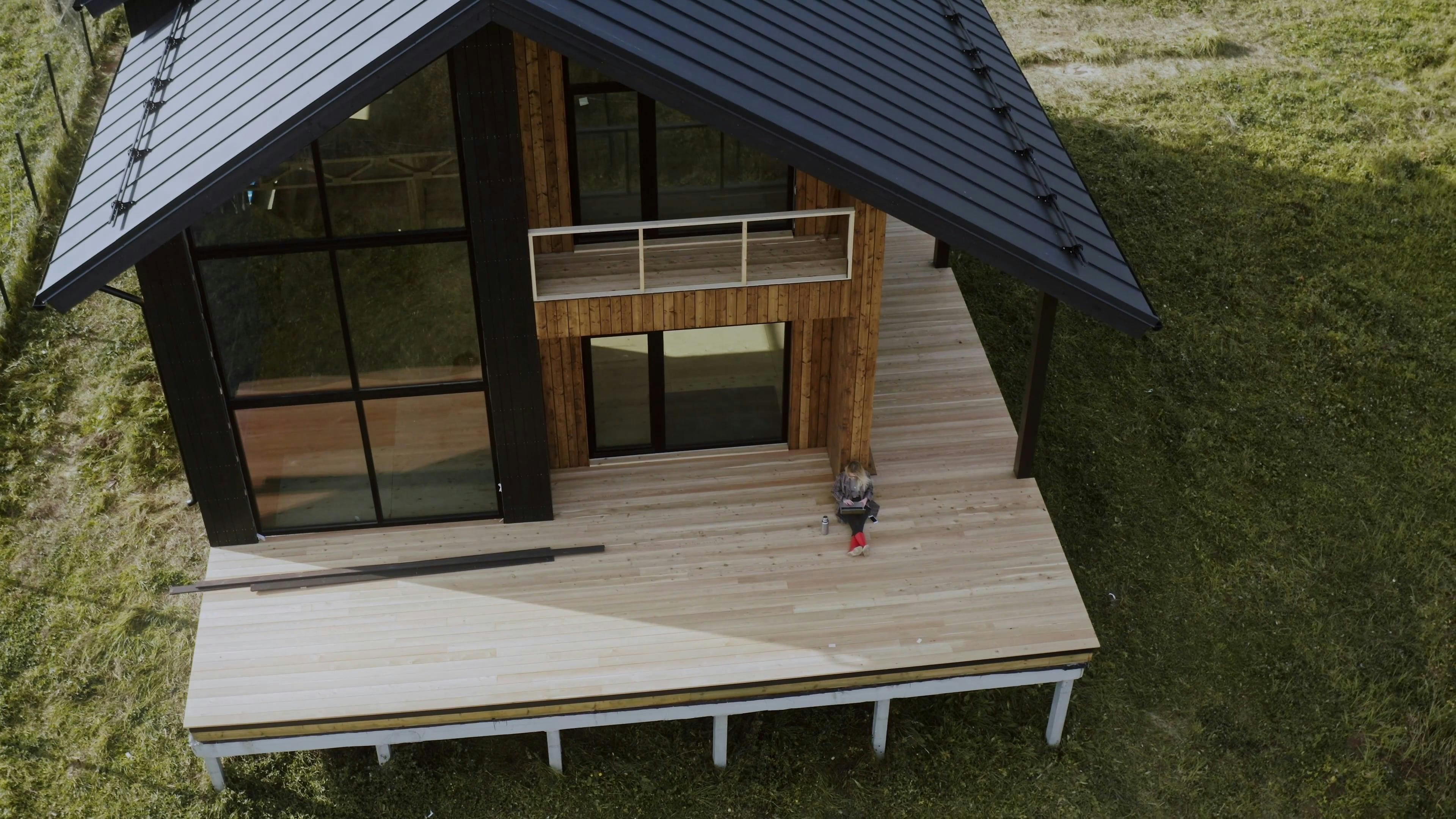 House Decks & Lawn Videos, Download The BEST Free 4k Stock Video ...