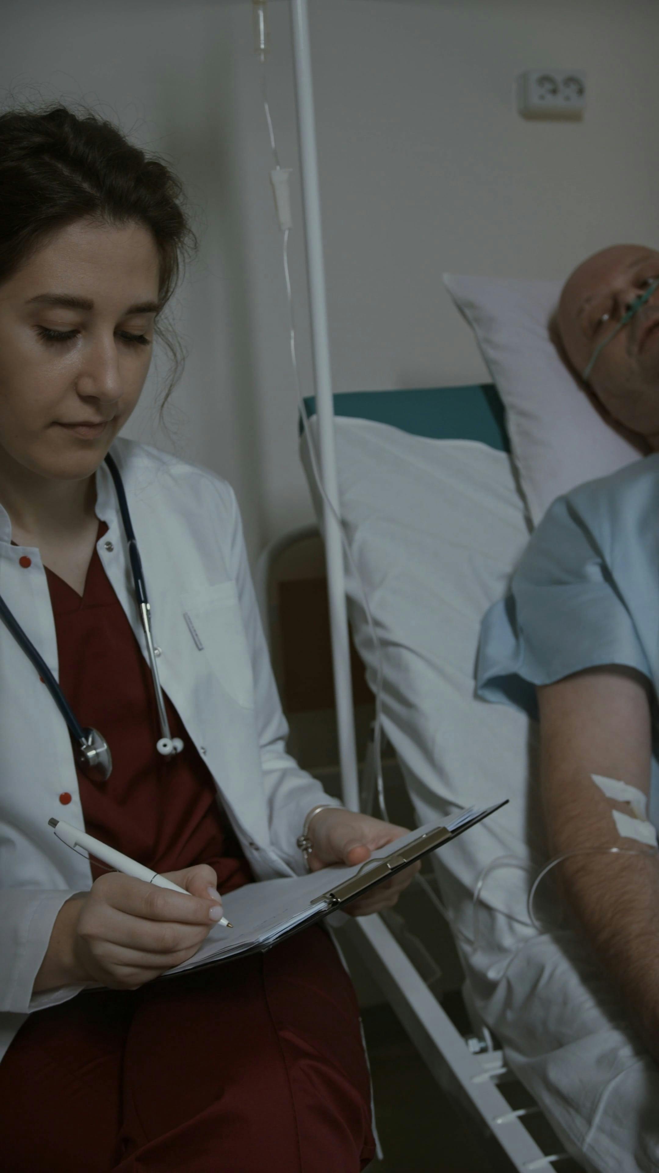 A Doctor Diagnosing A Patient Free Stock Video Footage, Royalty-Free 4K ...