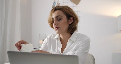 Bored Videos, Download The BEST Free 4k Stock Video Footage & Bored HD ...