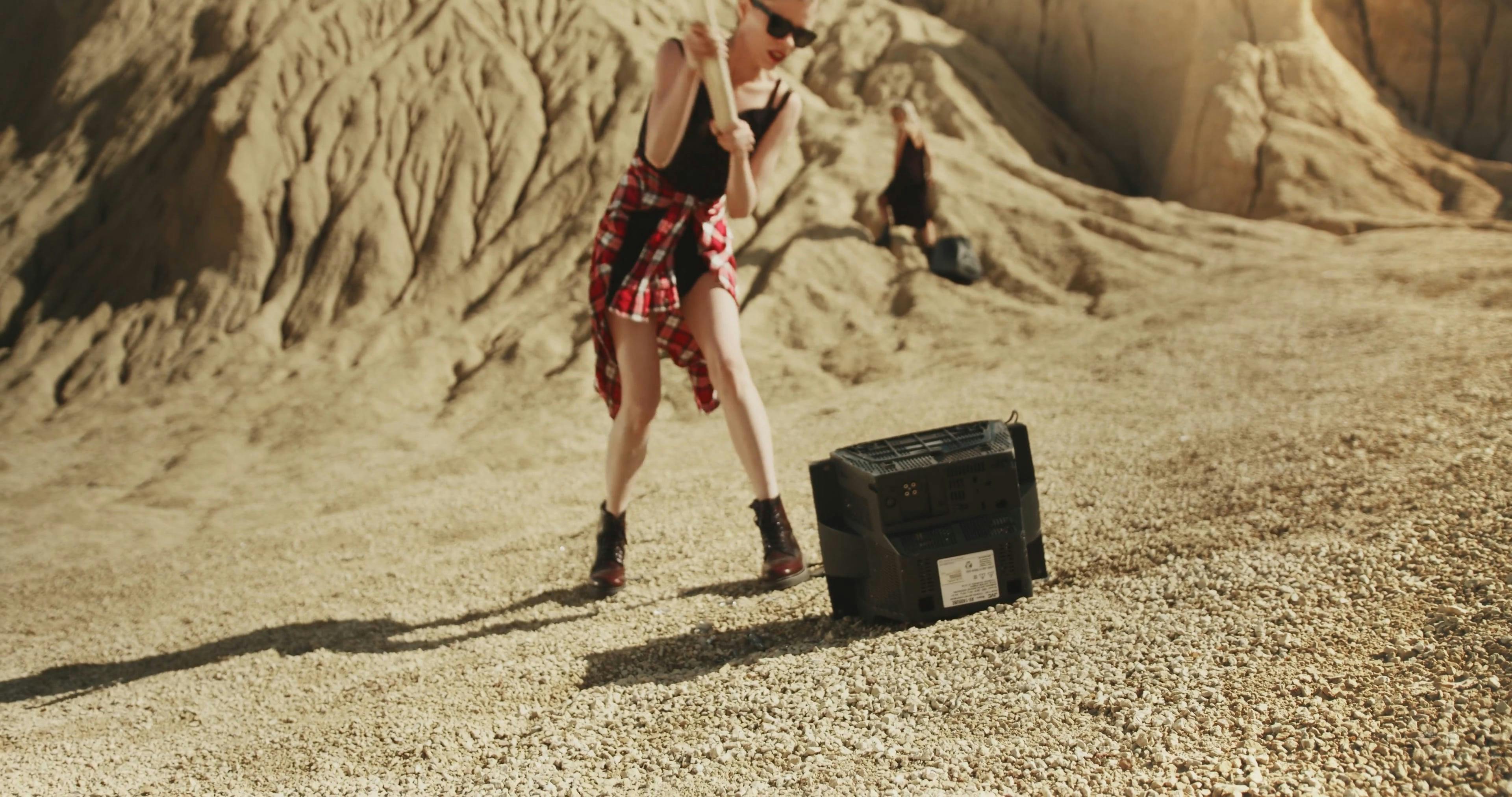 Zand Bashing Videos, Download The BEST Free 4k Stock Video Footage ...