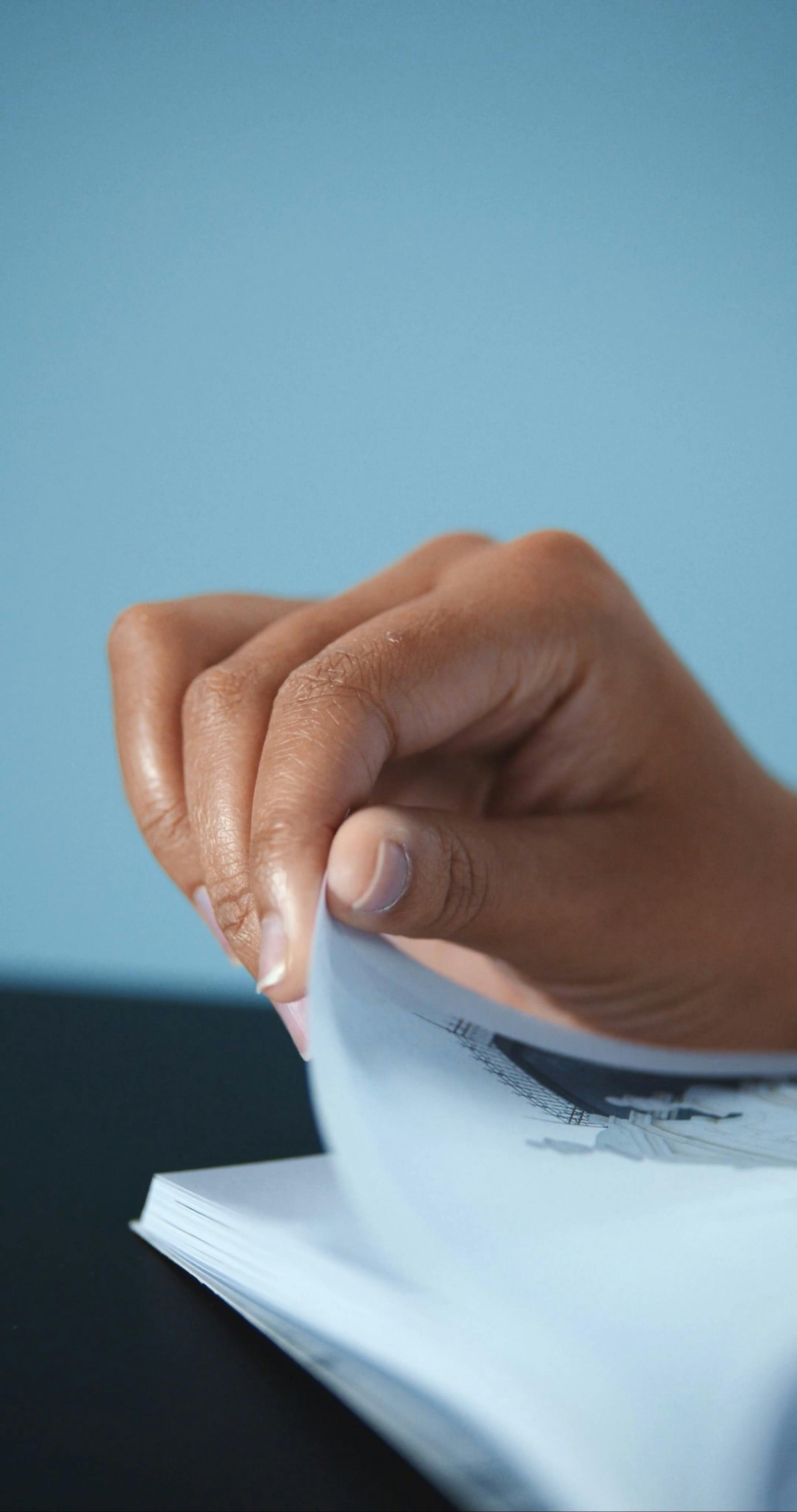 Knocking on Table · Free Stock Video