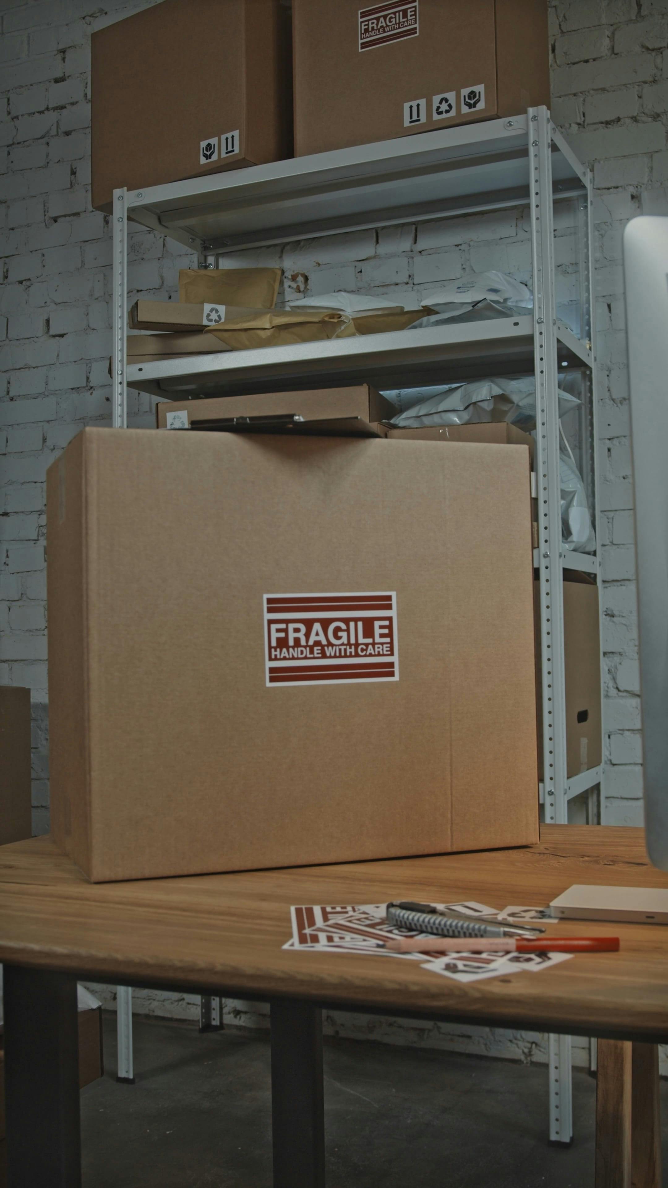 Bulk Delivery Videos, Download The BEST Free 4k Stock Video Footage ...