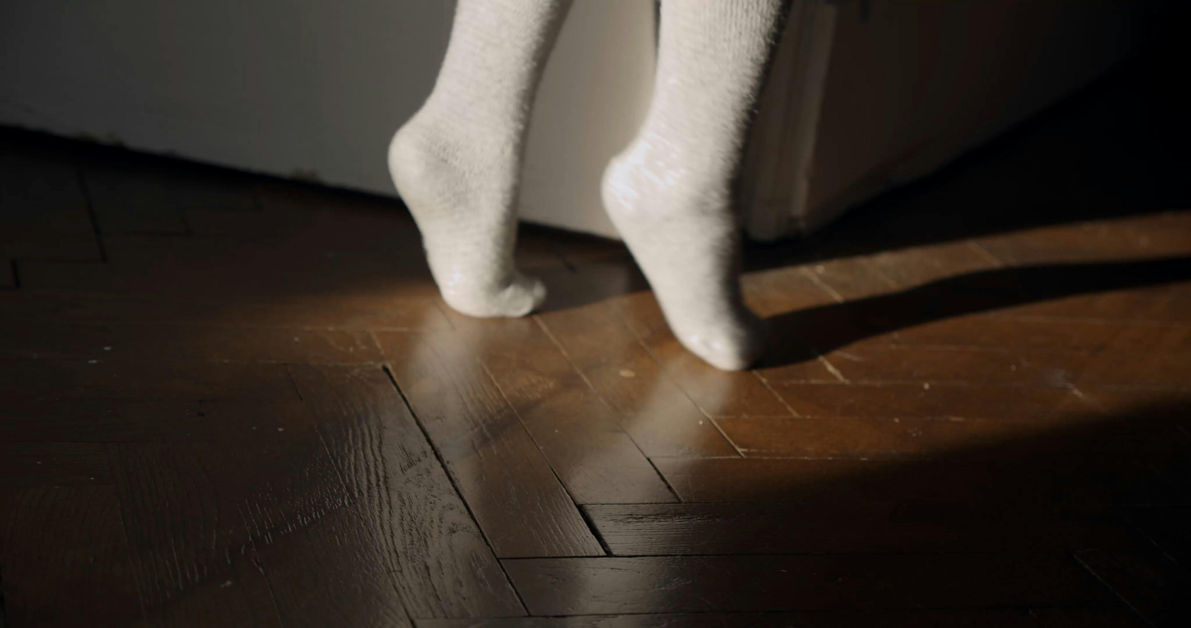 A Pair of Foot Tiptoeing Free Stock Video Footage, Royalty-Free 4K & HD ...