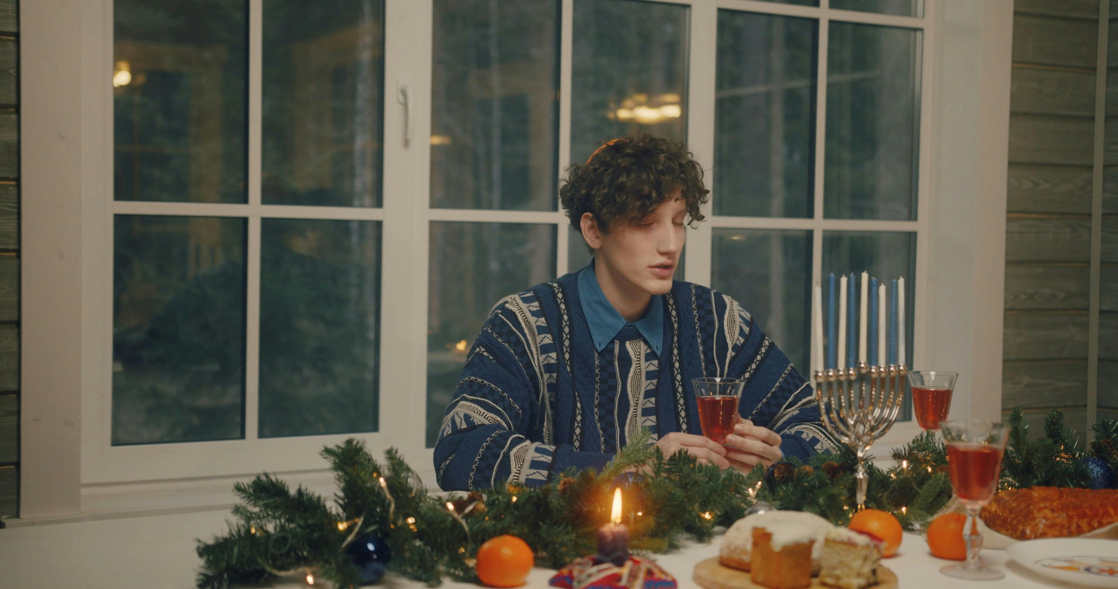 Serving Window Videos, Download The BEST Free 4k Stock Video Footage ...