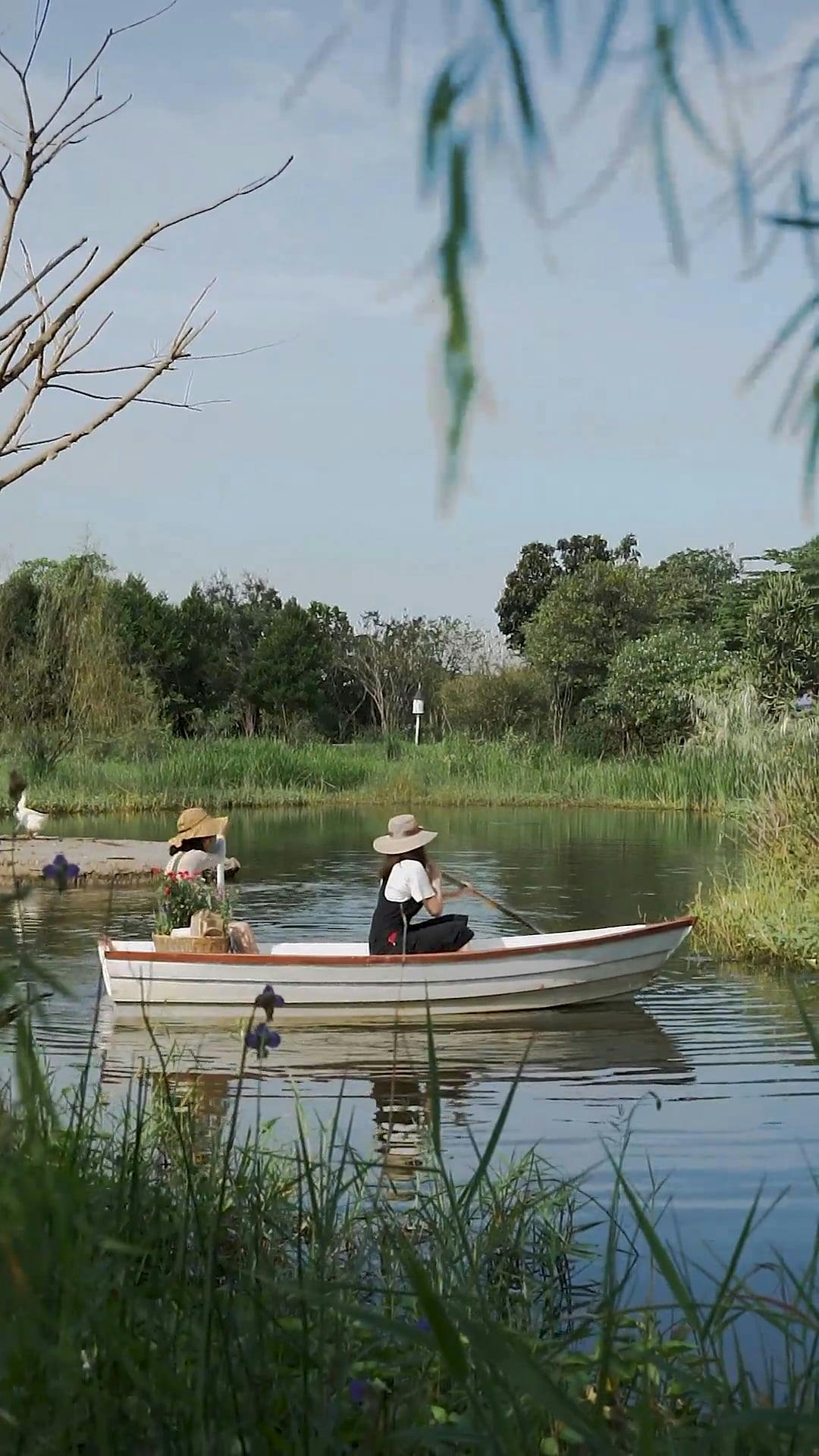 2 Women Boating Free Stock Video Footage, Royalty-Free 4K & HD Video Clip