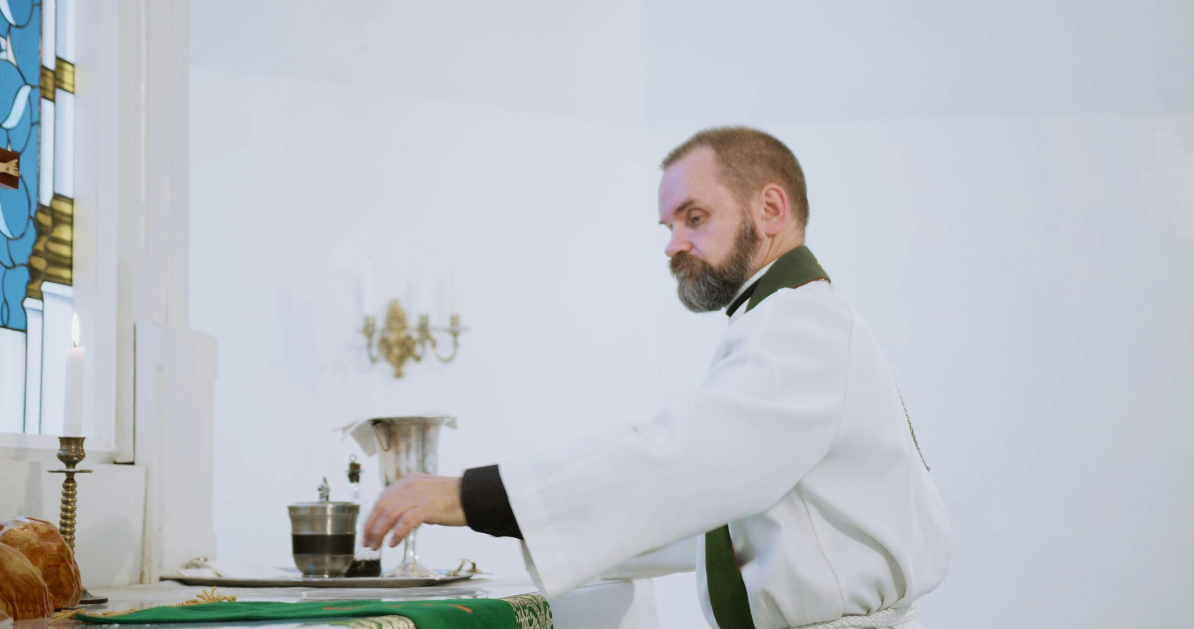 1,000+ Best Holy Communion Videos · 100% Free Download · Pexels Stock ...