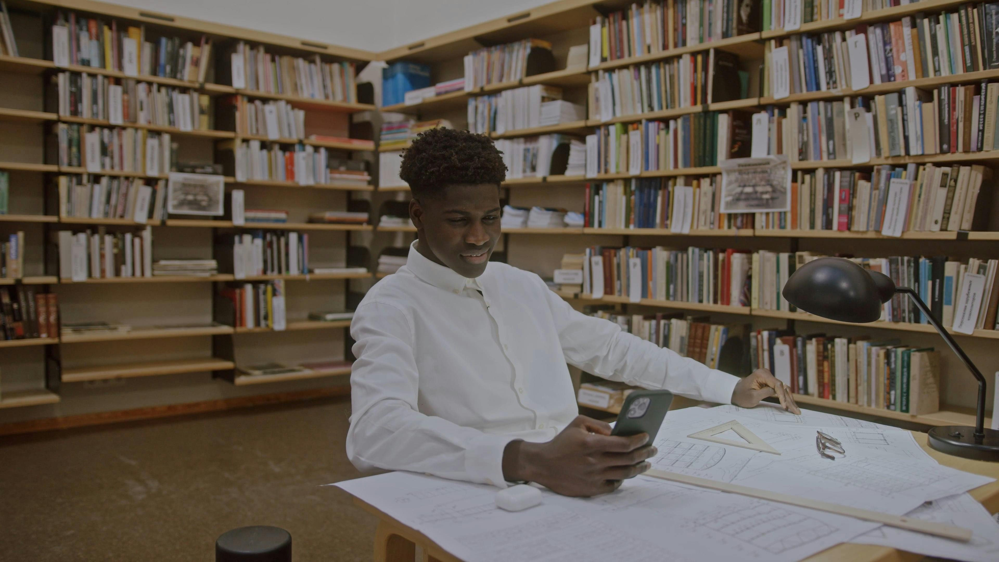 Phone Library Videos, Download The BEST Free 4k Stock Video Footage ...