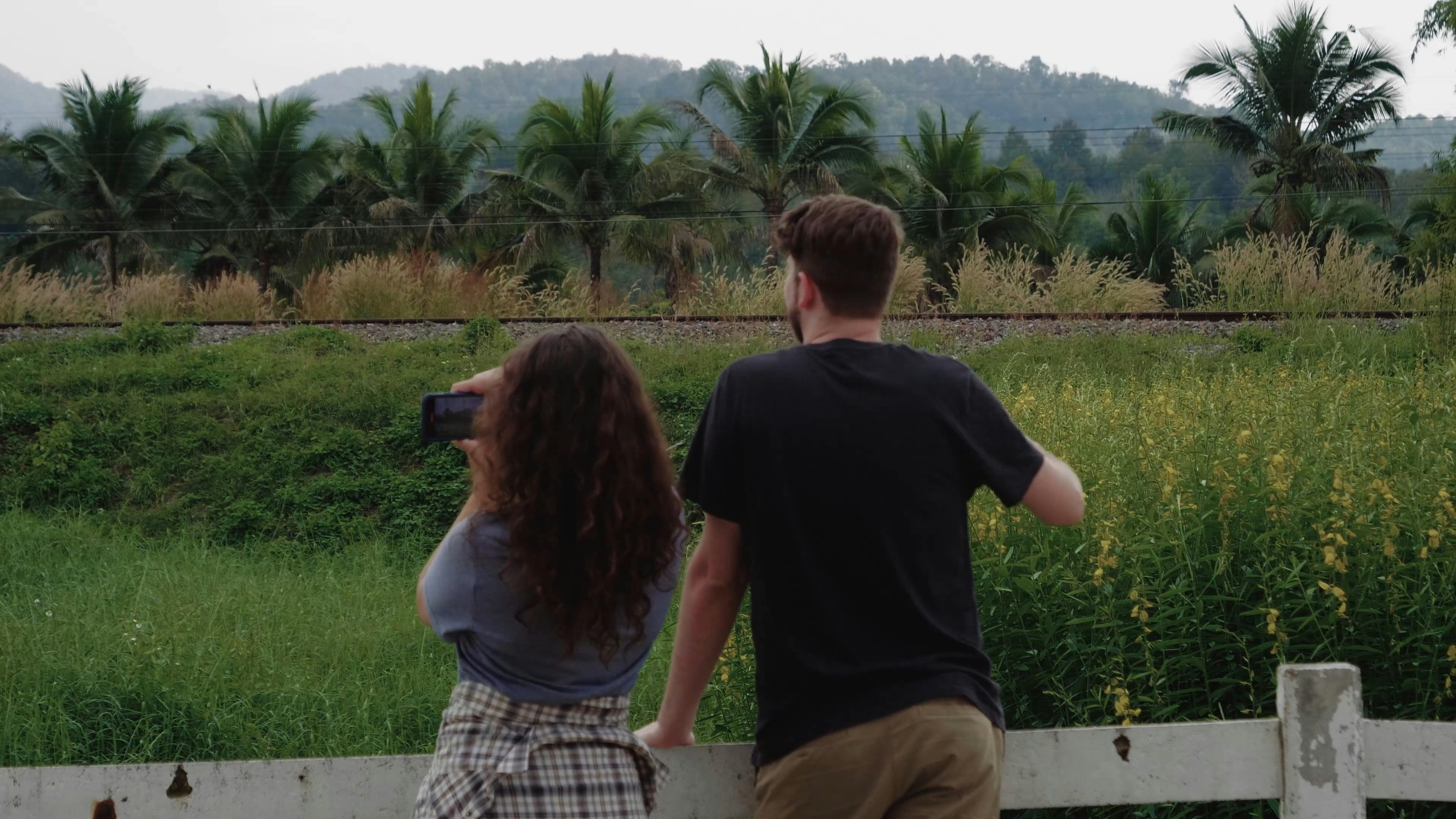 Vídeo profissional gratuito de ação, adulto, alpinista, ao ar livre ...