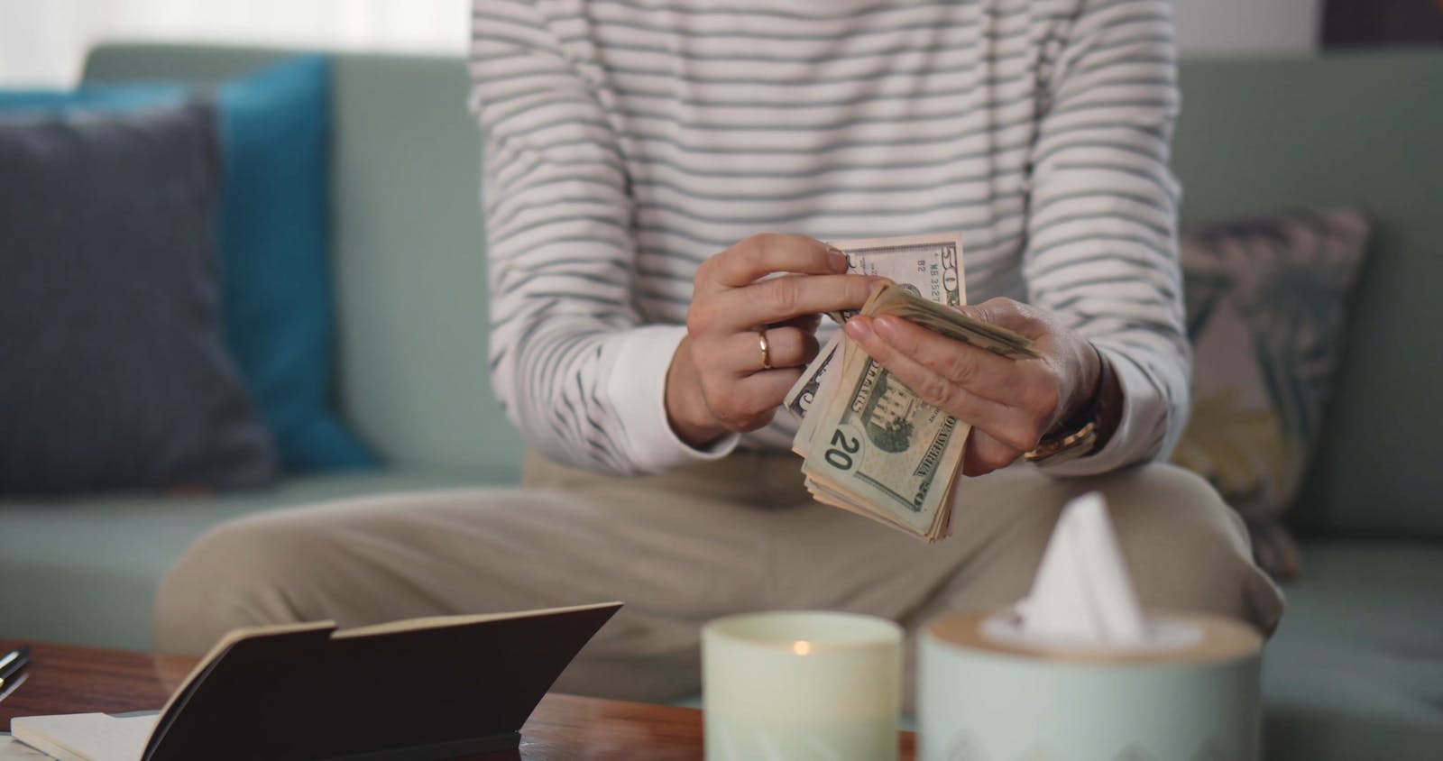 Money Count Videos, Download The BEST Free 4k Stock Video Footage ...