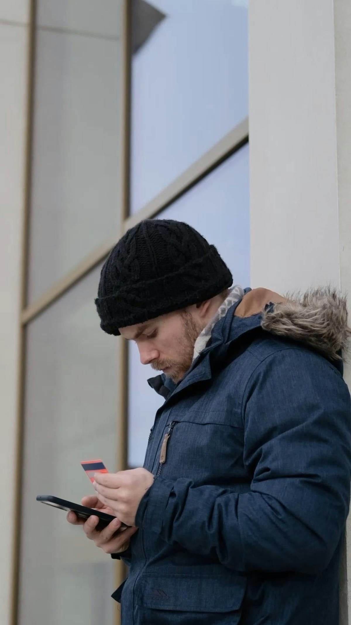 Man Texting Videos, Download The BEST Free 4k Stock Video Footage & Man ...