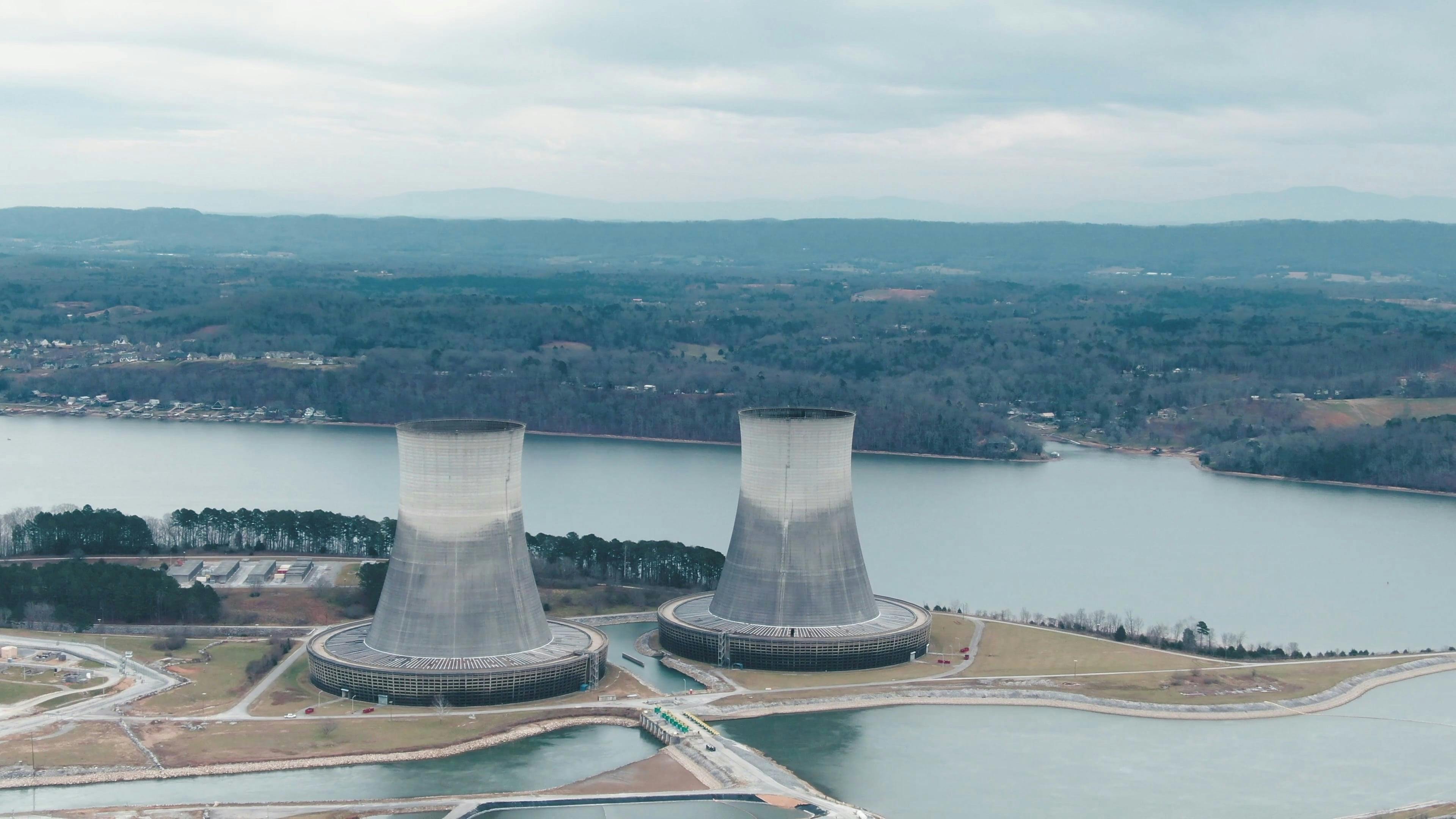 Drone Footage of the Cooling Towers of the Sequoyah Nuclear Plant ...