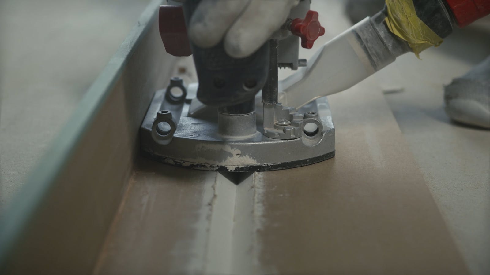 Router Videos, Download The BEST Free 4k Stock Video Footage & Router ...