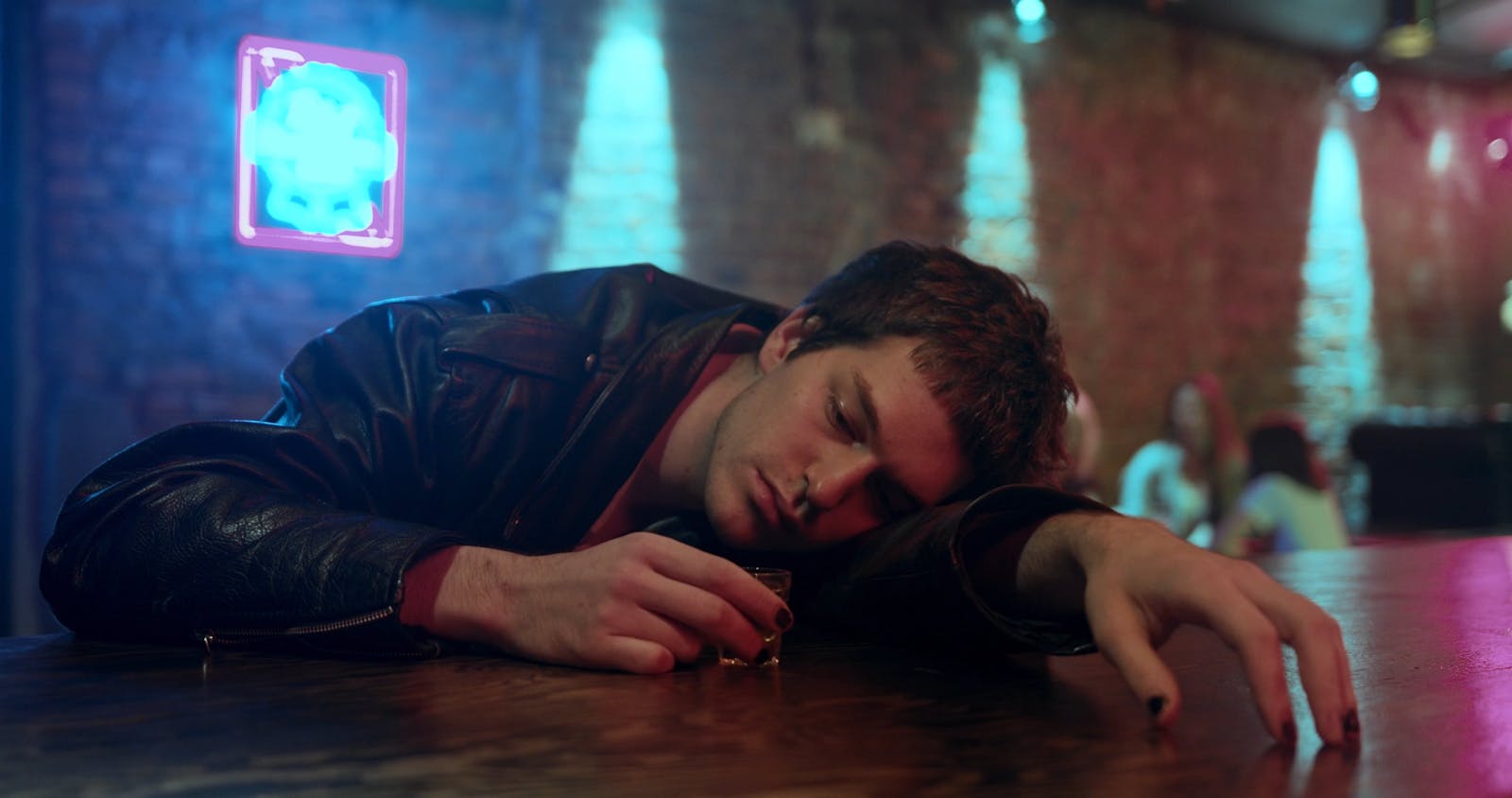 Drunk Videos, Download The BEST Free 4k Stock Video Footage & Drunk HD ...