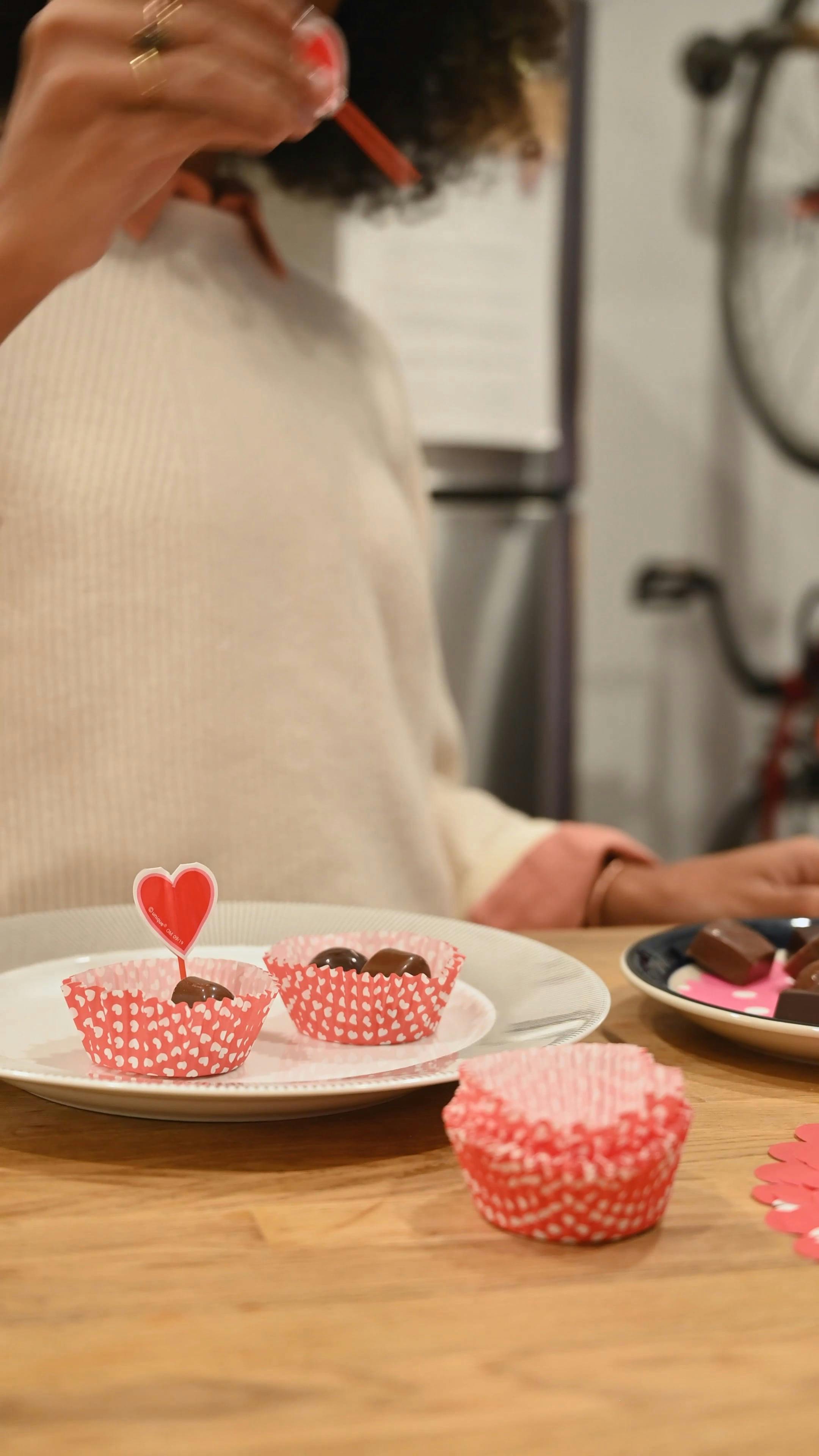 Topper Videos, Download The BEST Free 4k Stock Video Footage & Topper ...